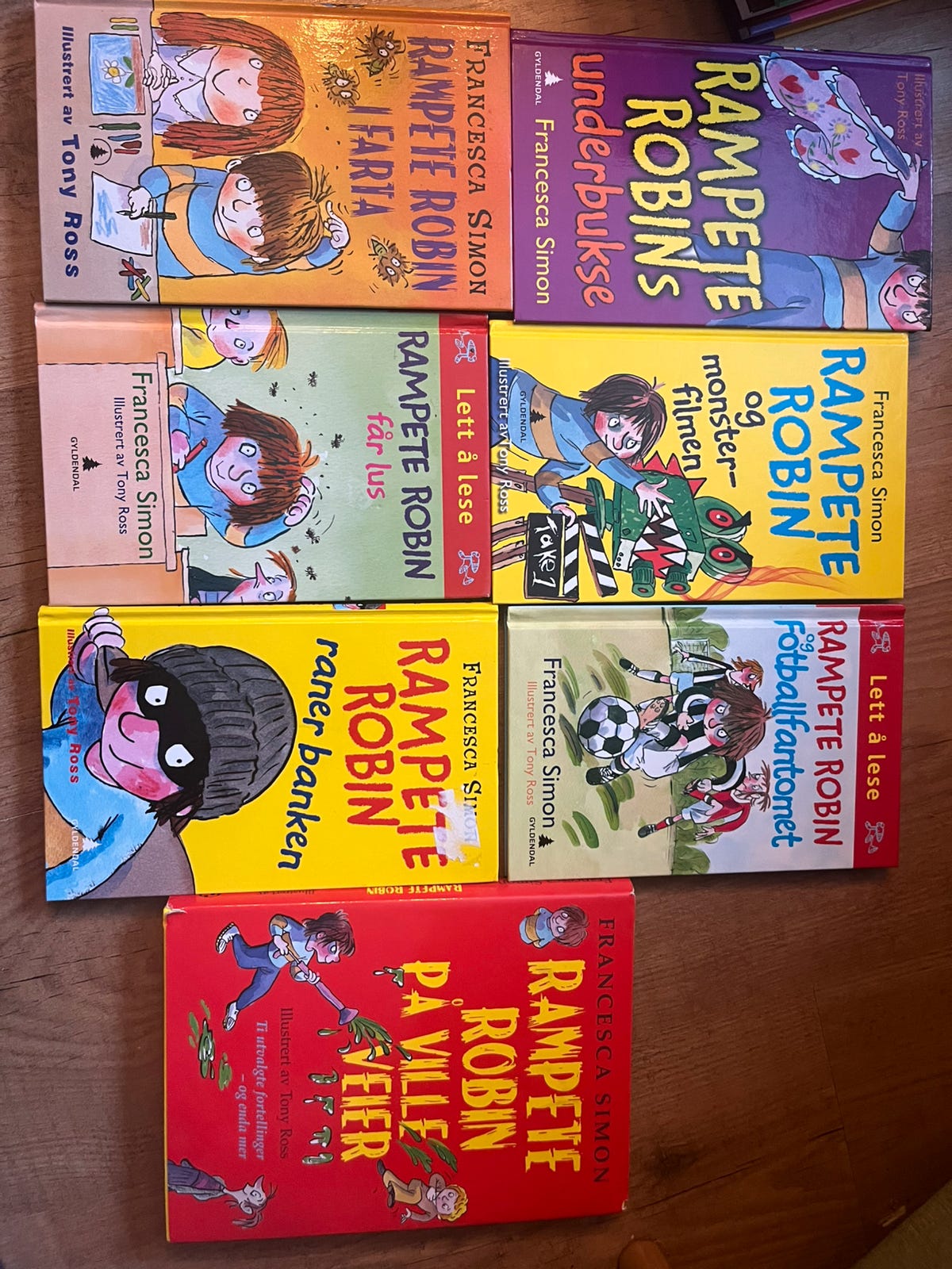 Rampete Robin bøker selges samlet | FINN-torget
