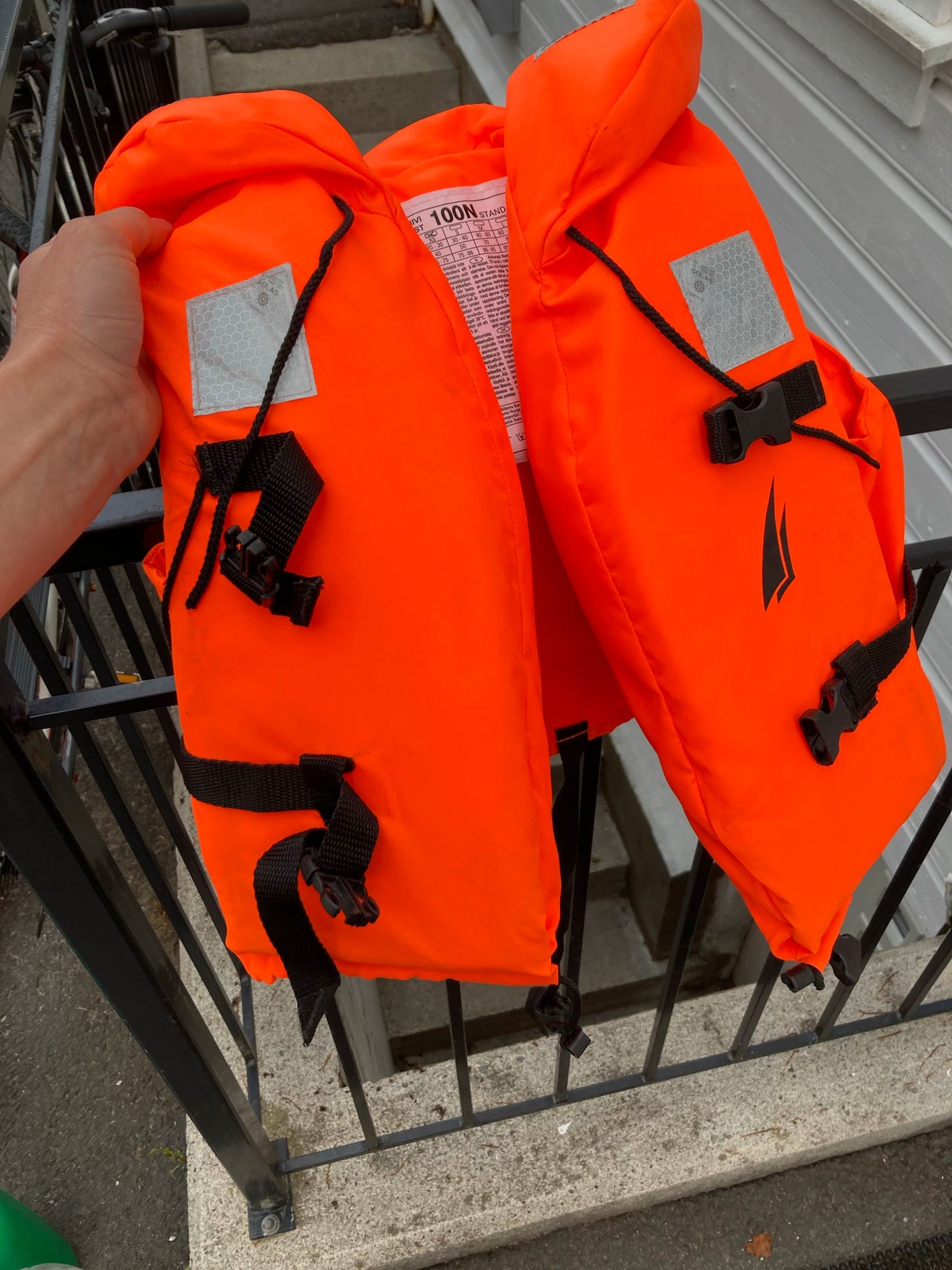 Redningsvest strl xs 20-30 | FINN-torget