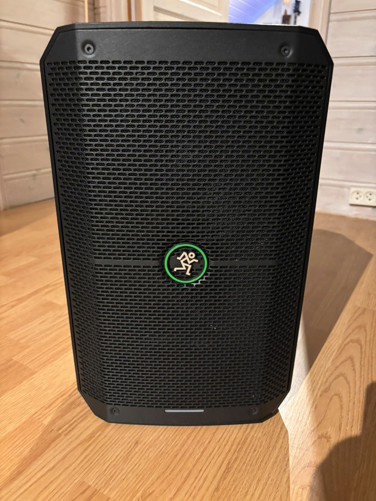 Mackie Thump GO aktiv høyttaler/monitor m/batteri | FINN-torget