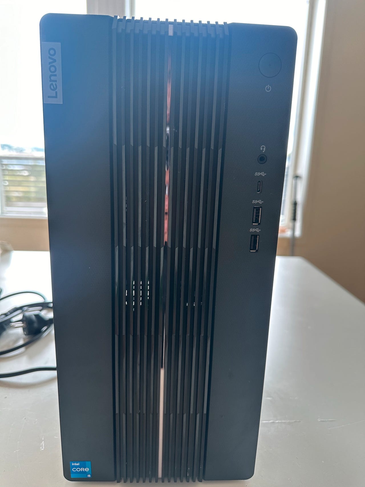 Lenovo Desktop PC med TP-Link trådløs antenne | FINN-torget