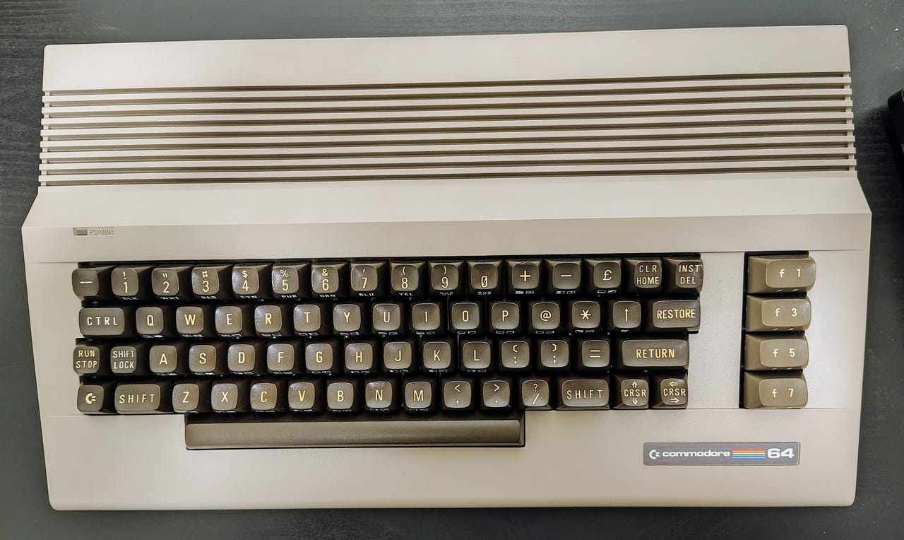 Commodore 64 (C64c) «Breadbin Edition» vurderes solgt | FINN-torget