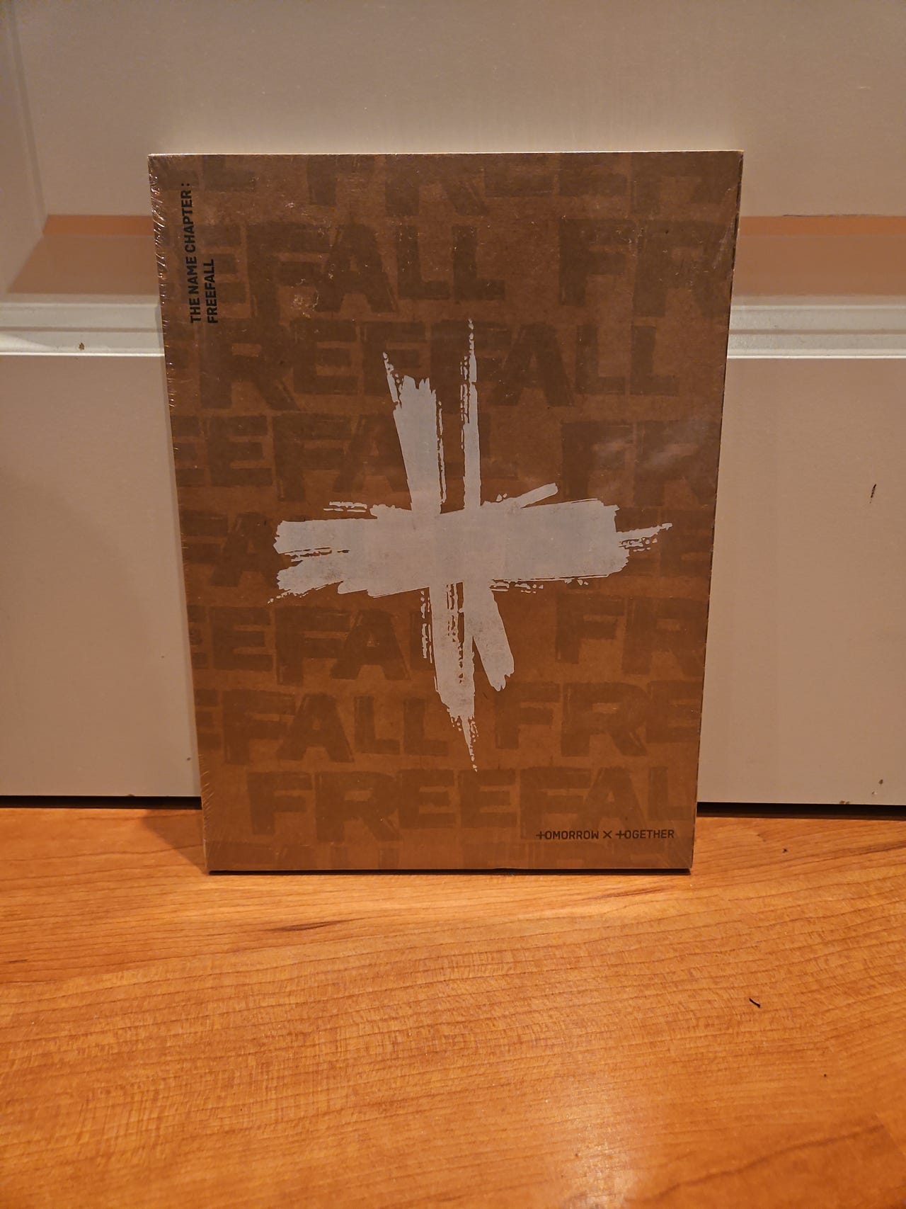 TXT - THE NAME CHAPTER: FREEFALL (CLARITY) | FINN-torget