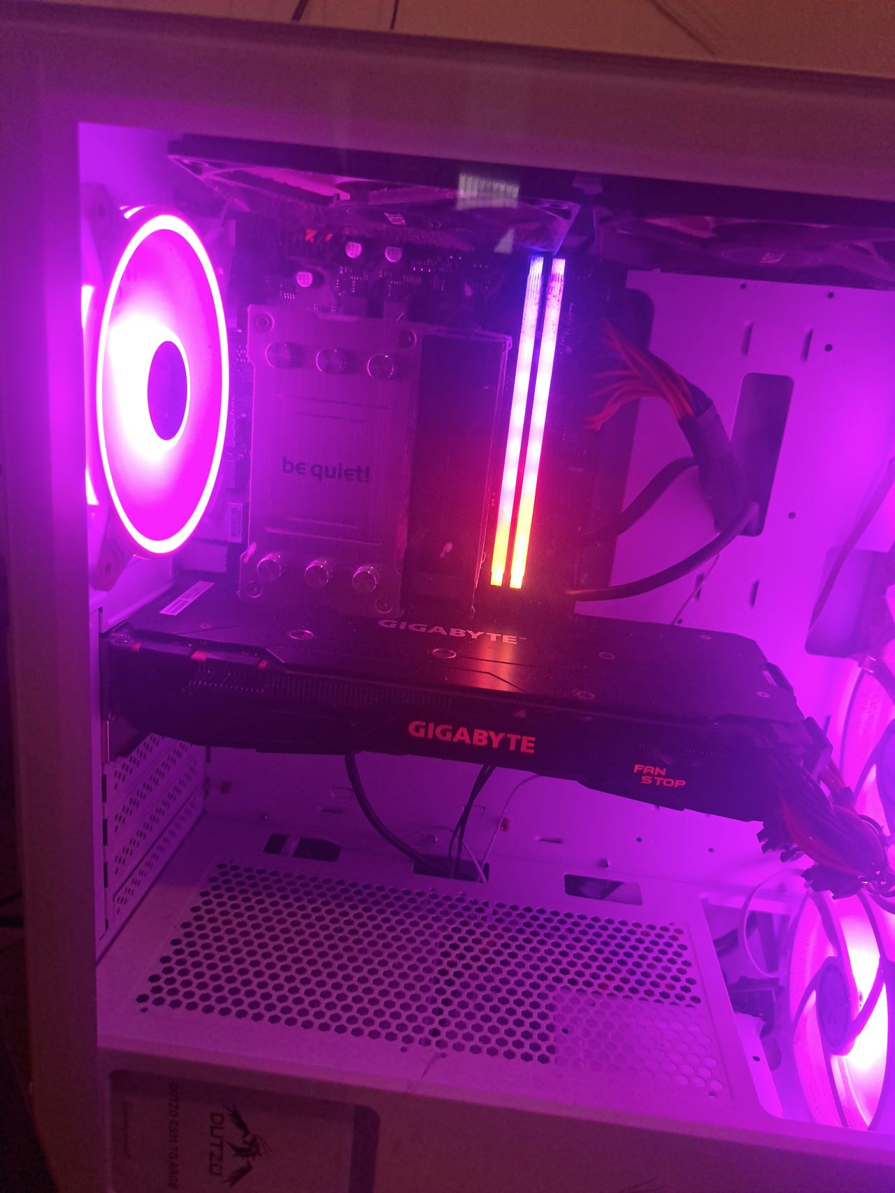 God og billig Gaming PC i deler sendes til førstemann | FINN-torget