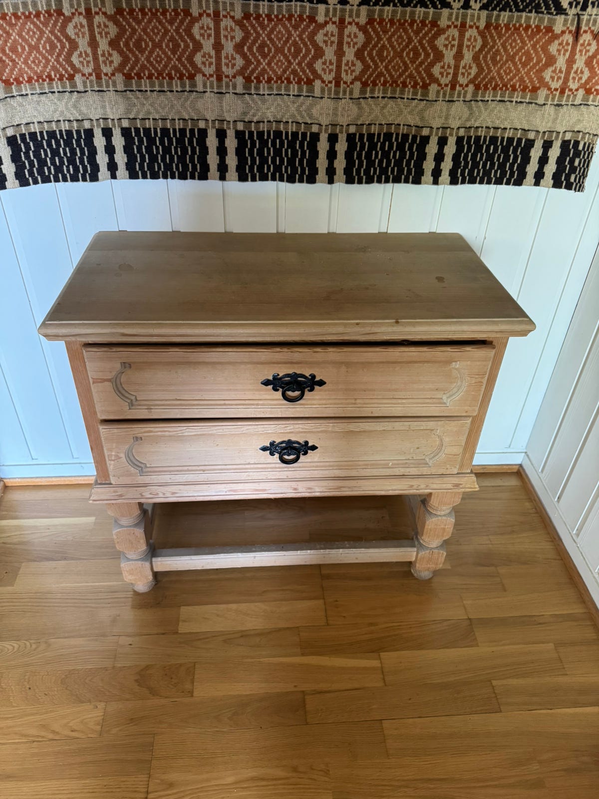 Liten kommode | FINN-torget