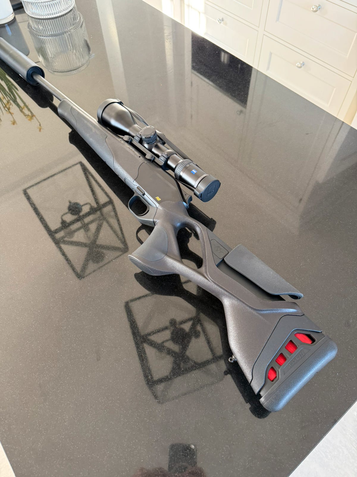 Blaser R8 Ultimate 308 - nær ubrukt | FINN-torget