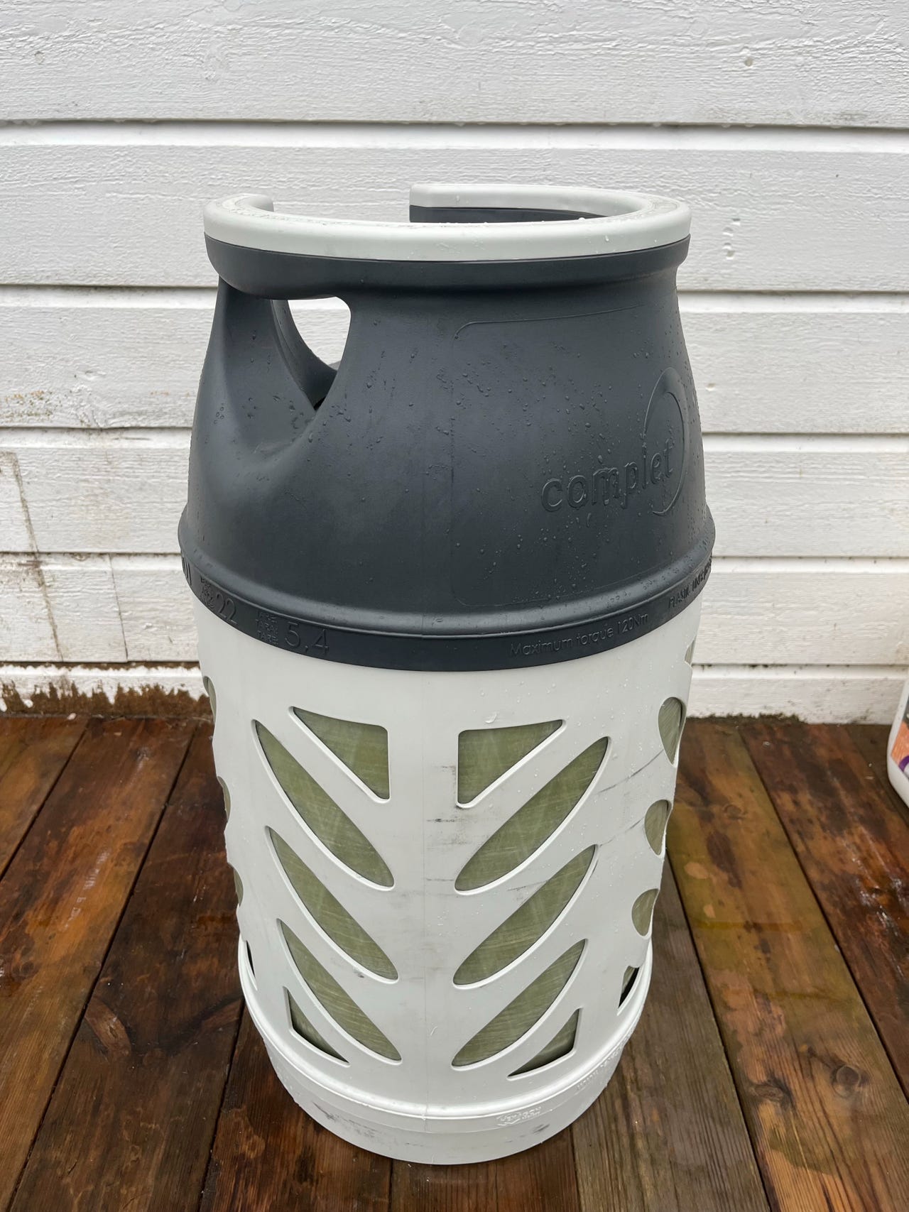 10 kg kompositt gassflaske med gass | FINN-torget