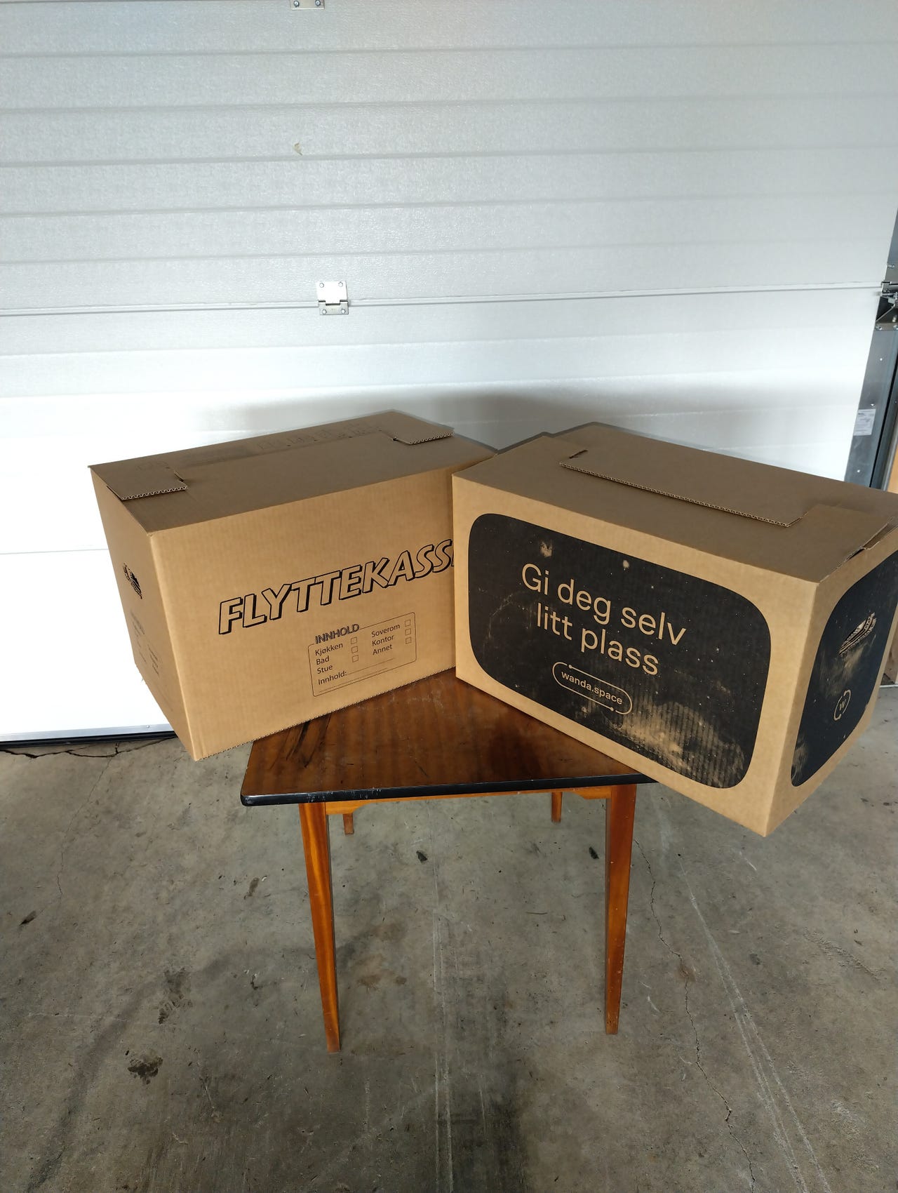 Nye Flytteesker | FINN-torget