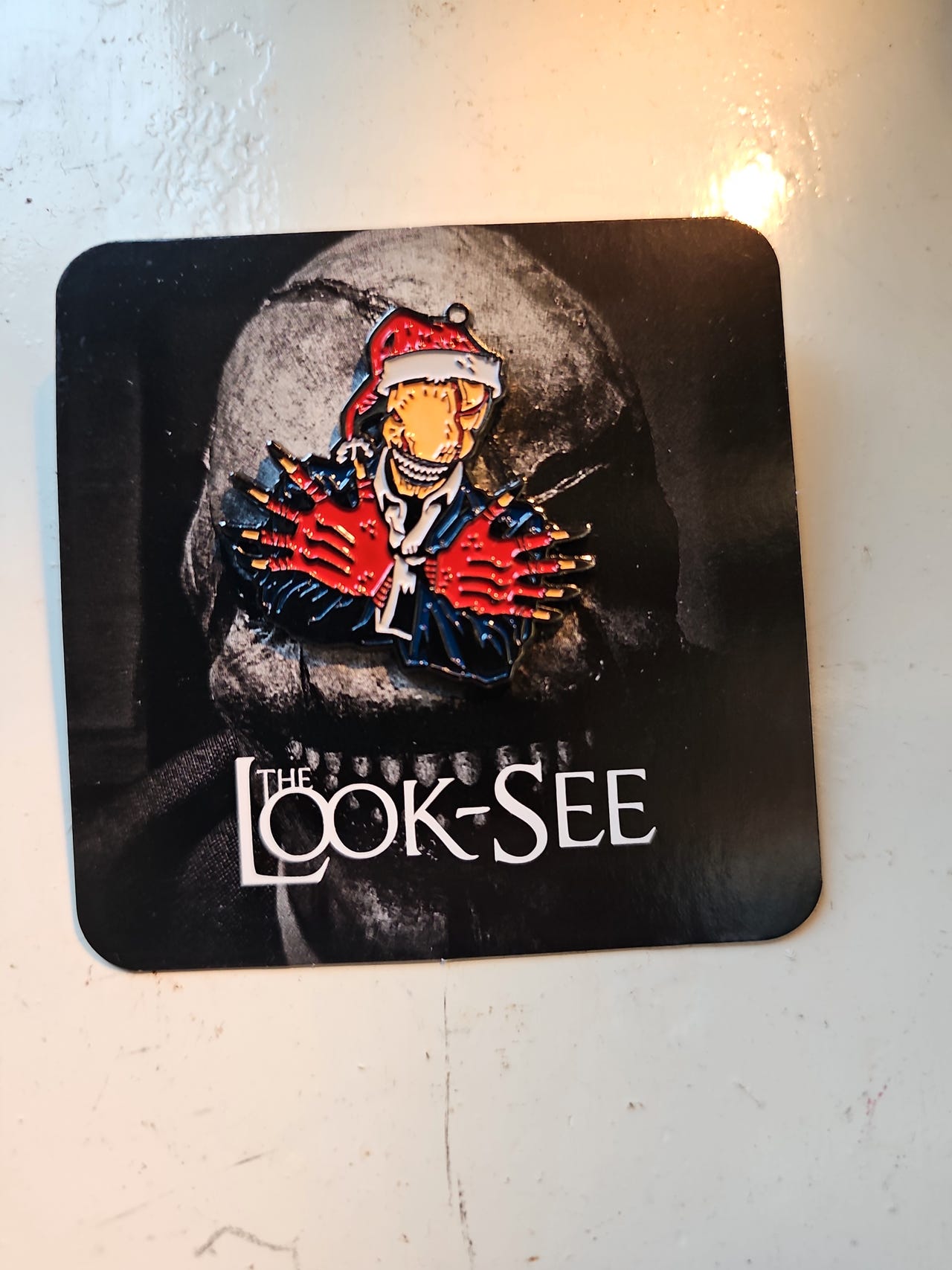 The Look-See Pin fra Lootfright. | FINN-torget