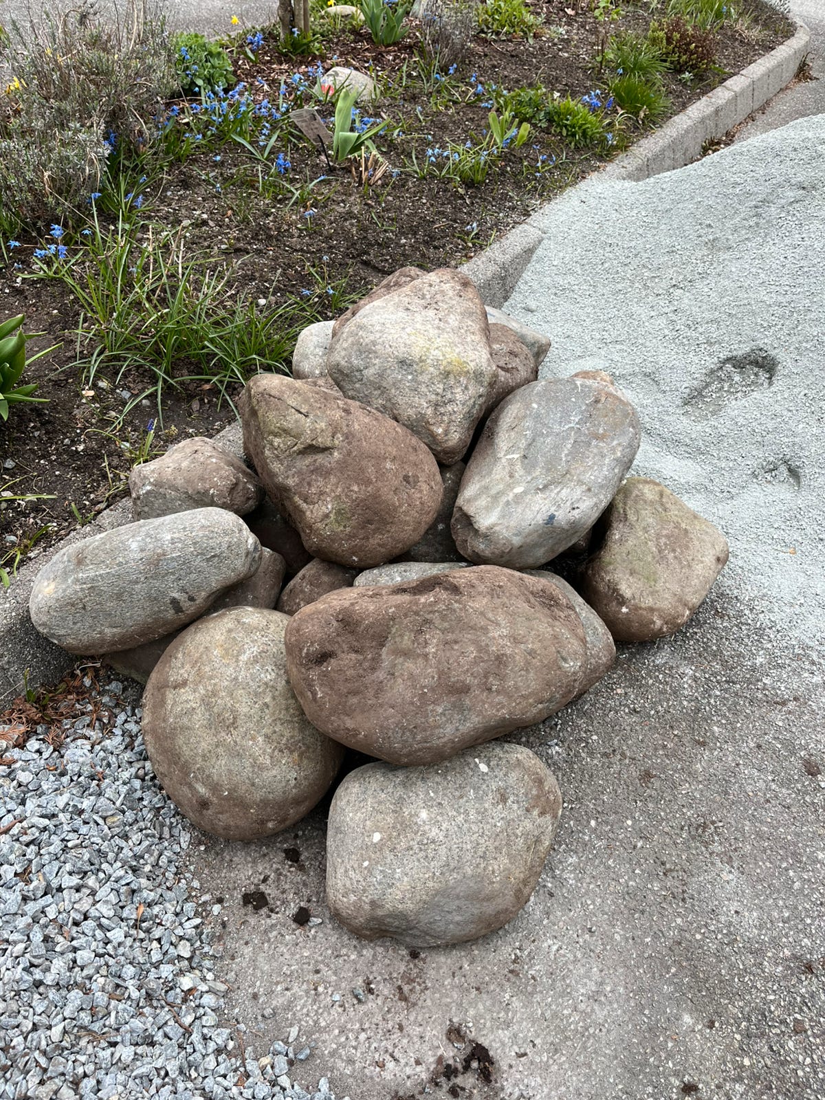 Store steiner / fyllmasse | FINN-torget