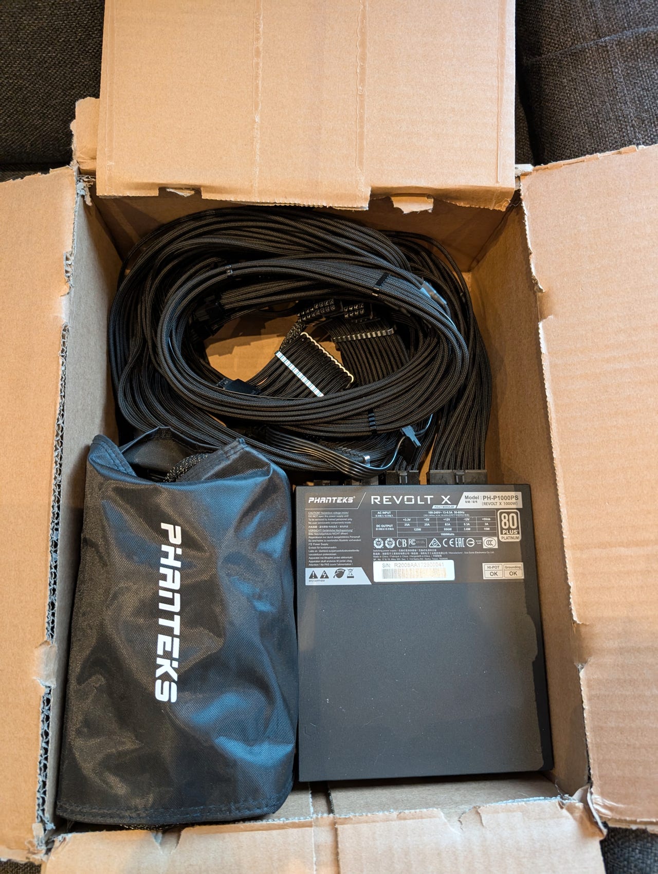 Phanteks revolt x | FINN-torget