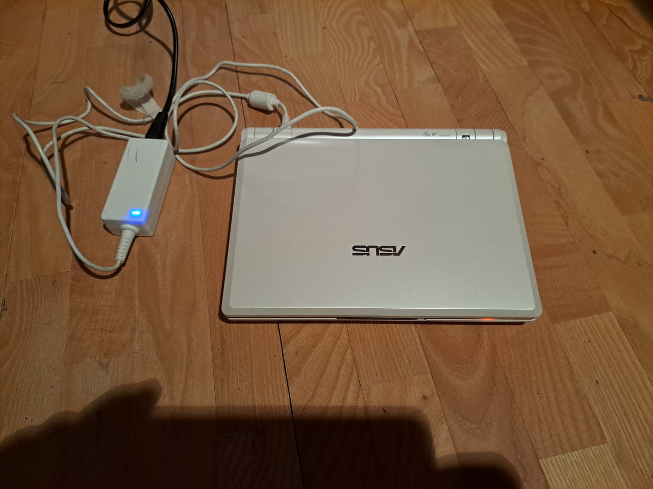 Asus EEE mini-PC med Linux | FINN-torget