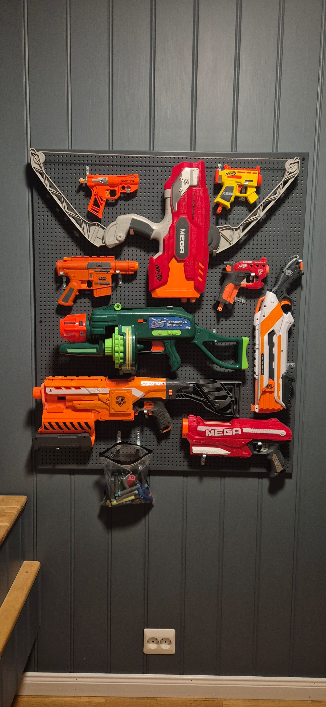 Nerf Diverse Modeller, med tavle og oppheng | FINN-torget