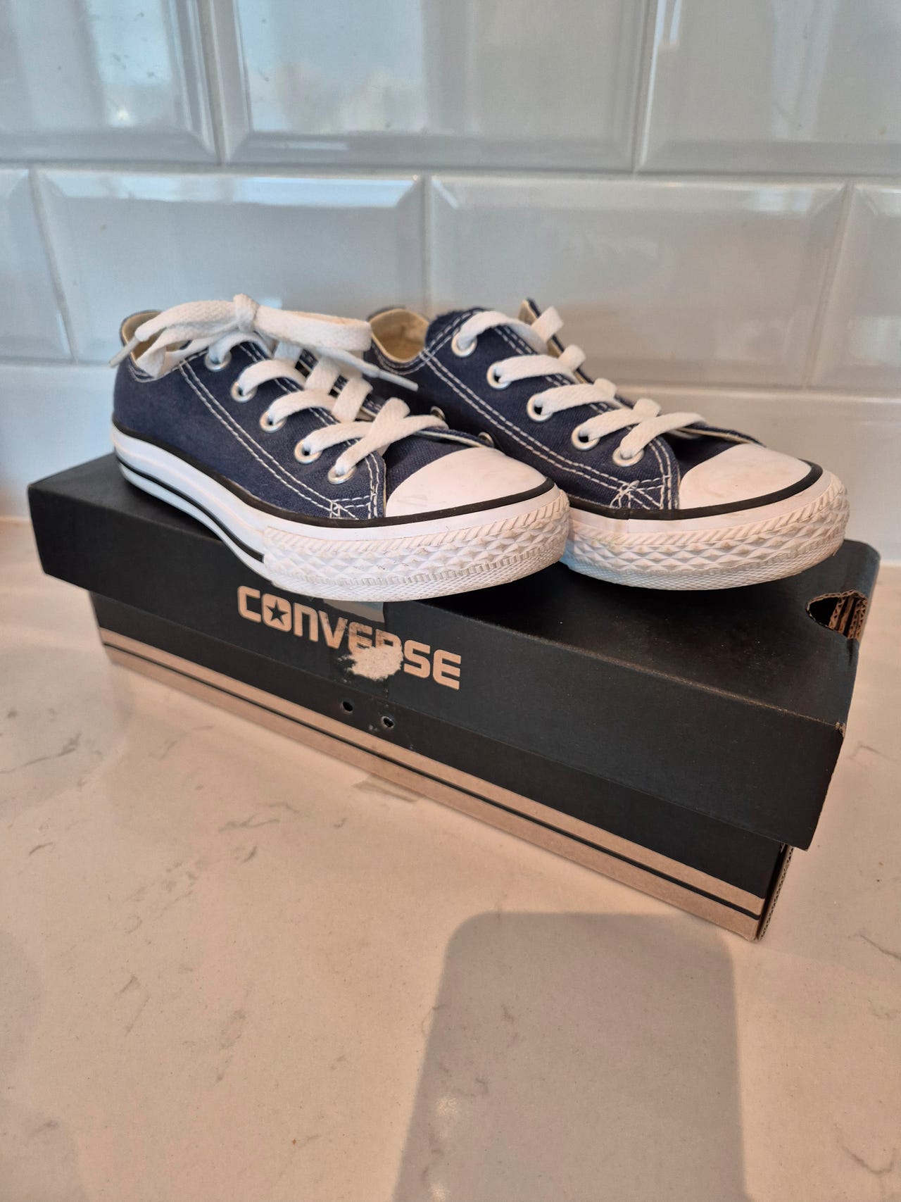 Converse str. 29 | FINN-torget