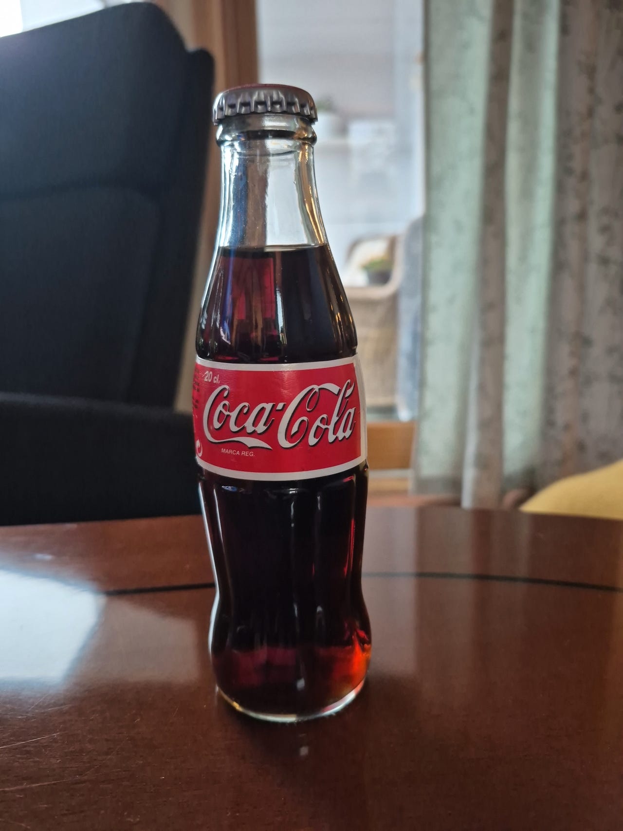 Coca-Cola 20cl kjøpt i 1975 selges høystbydende | FINN-torget