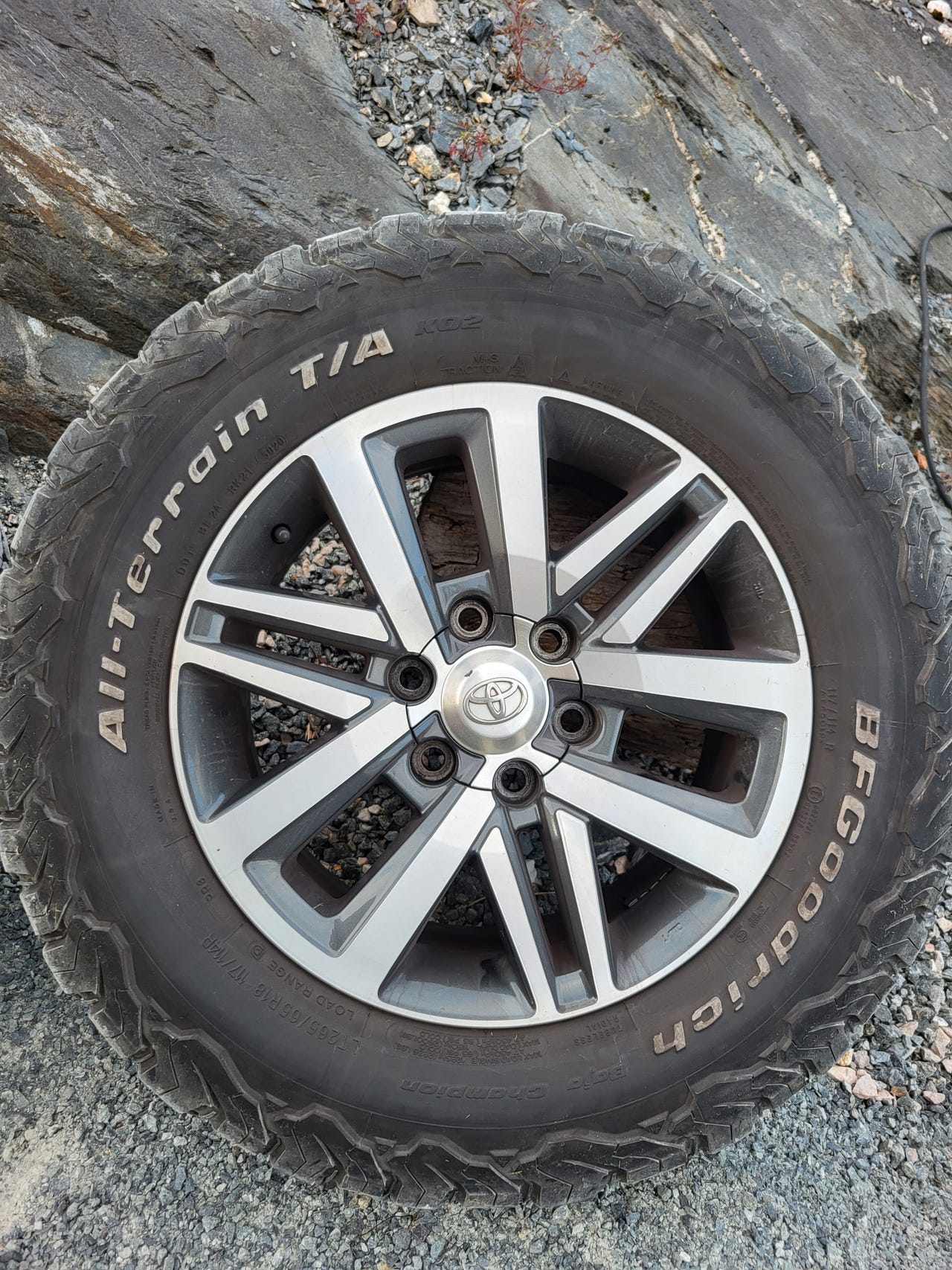 Toyota land cruiser felger med BF goodrich all terrain | FINN-torget