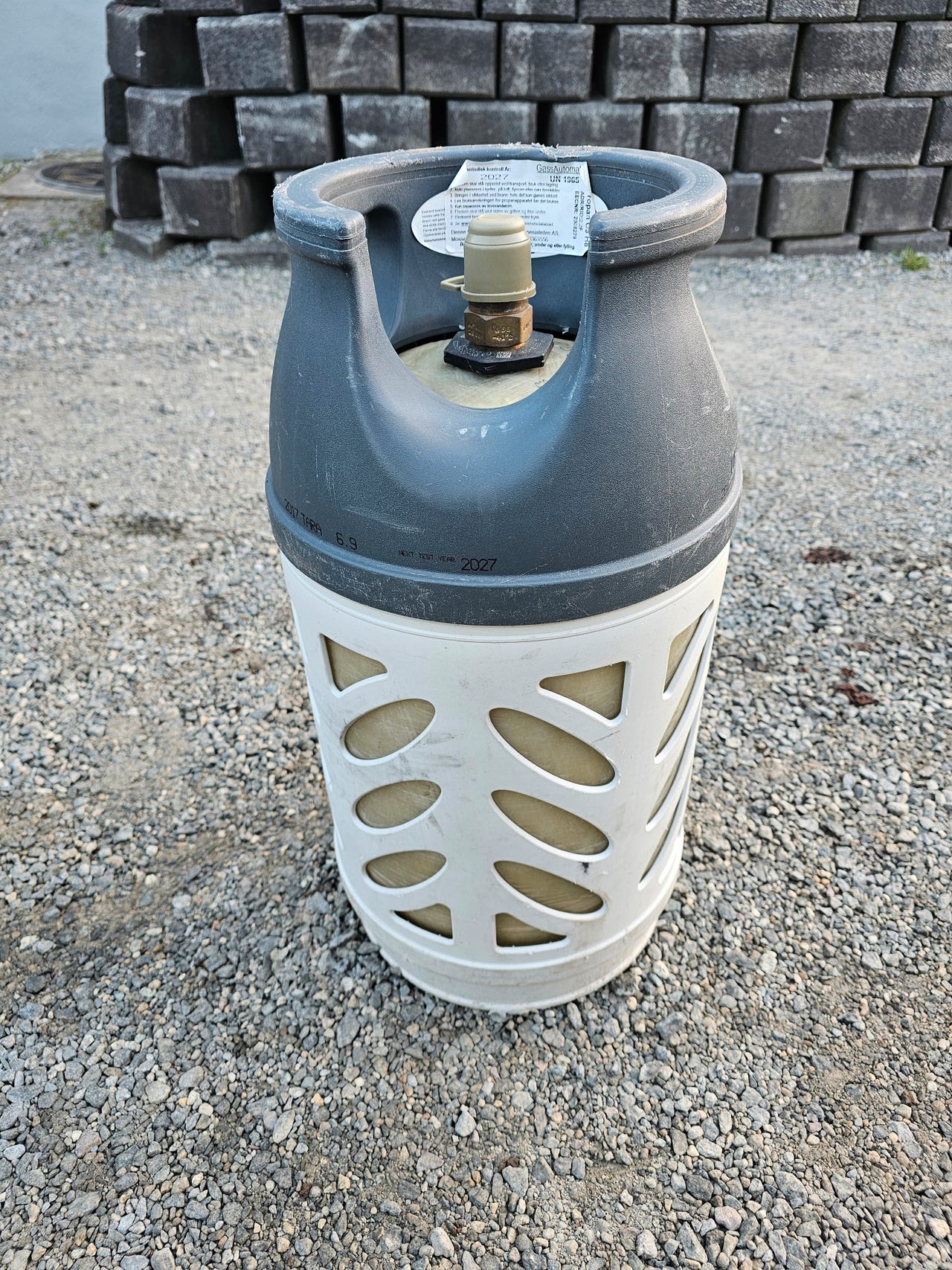 Gassflaske 10kg kompositt full / ny | FINN-torget