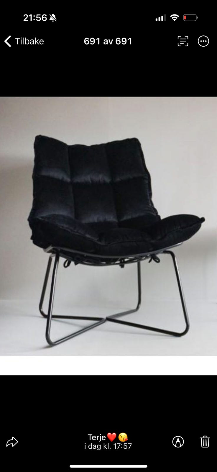 Nydelig svart velourstol. Estelle fra Upstairs | FINN-torget