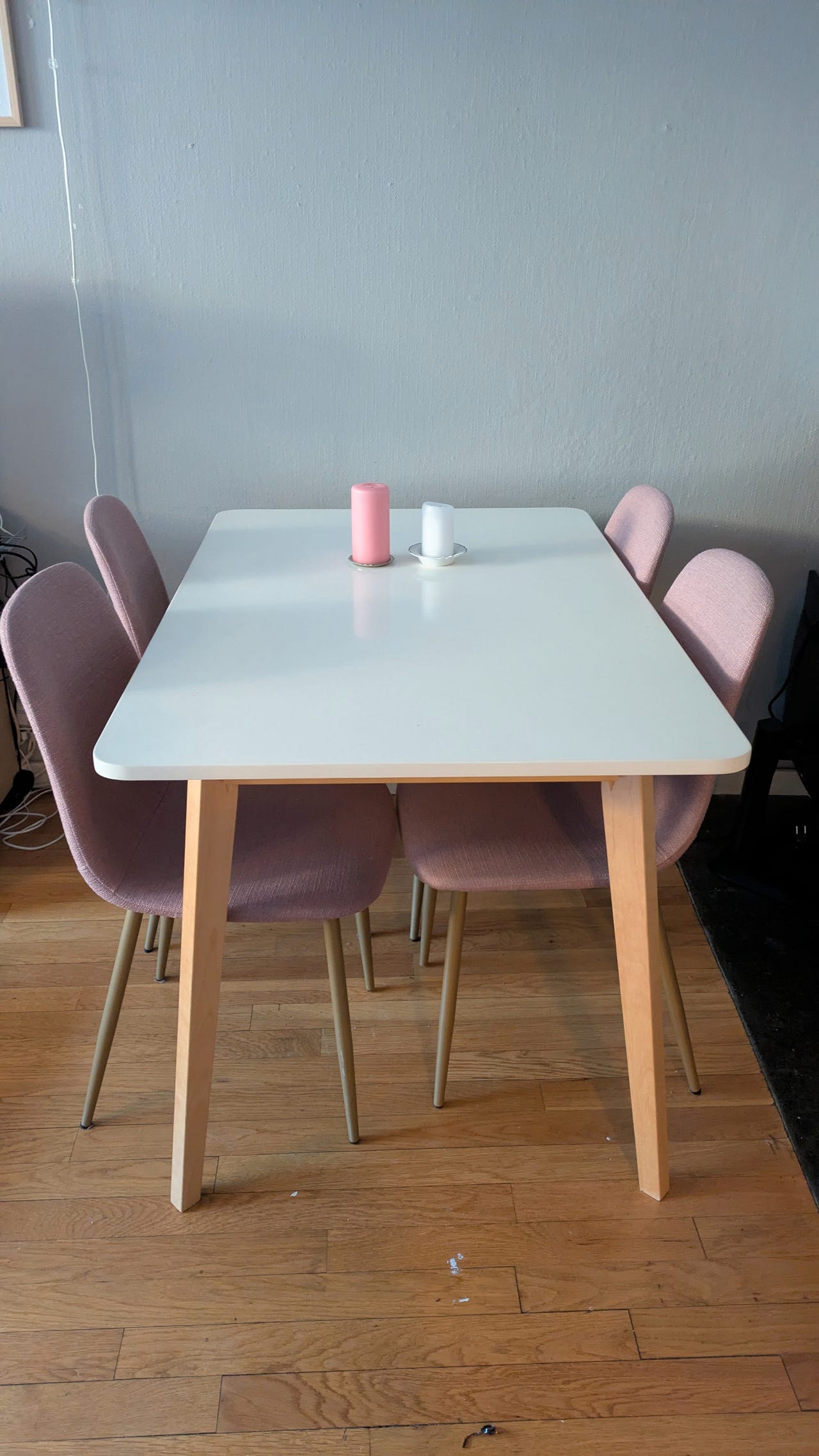 Selger 4 fine stoler billig | FINN-torget