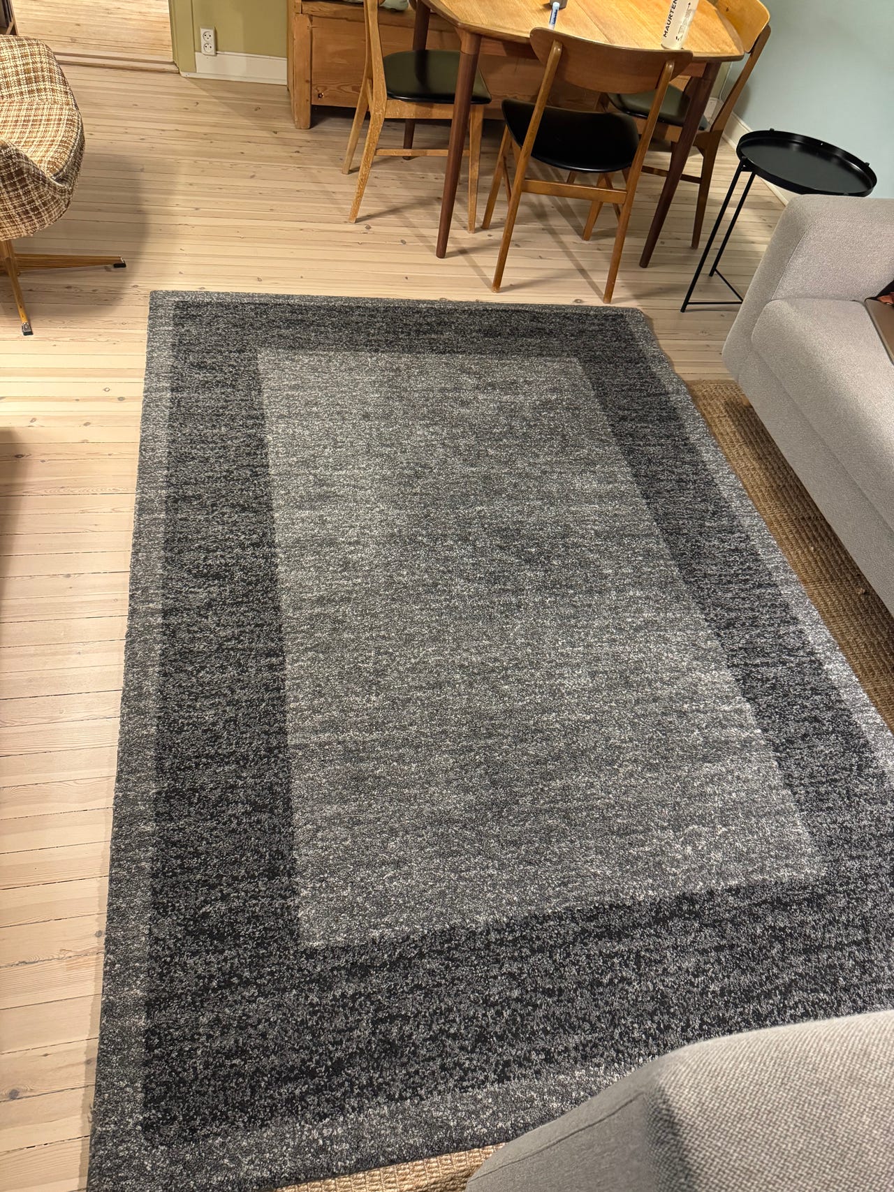 Nobari Grey IKEA teppe | FINN-torget