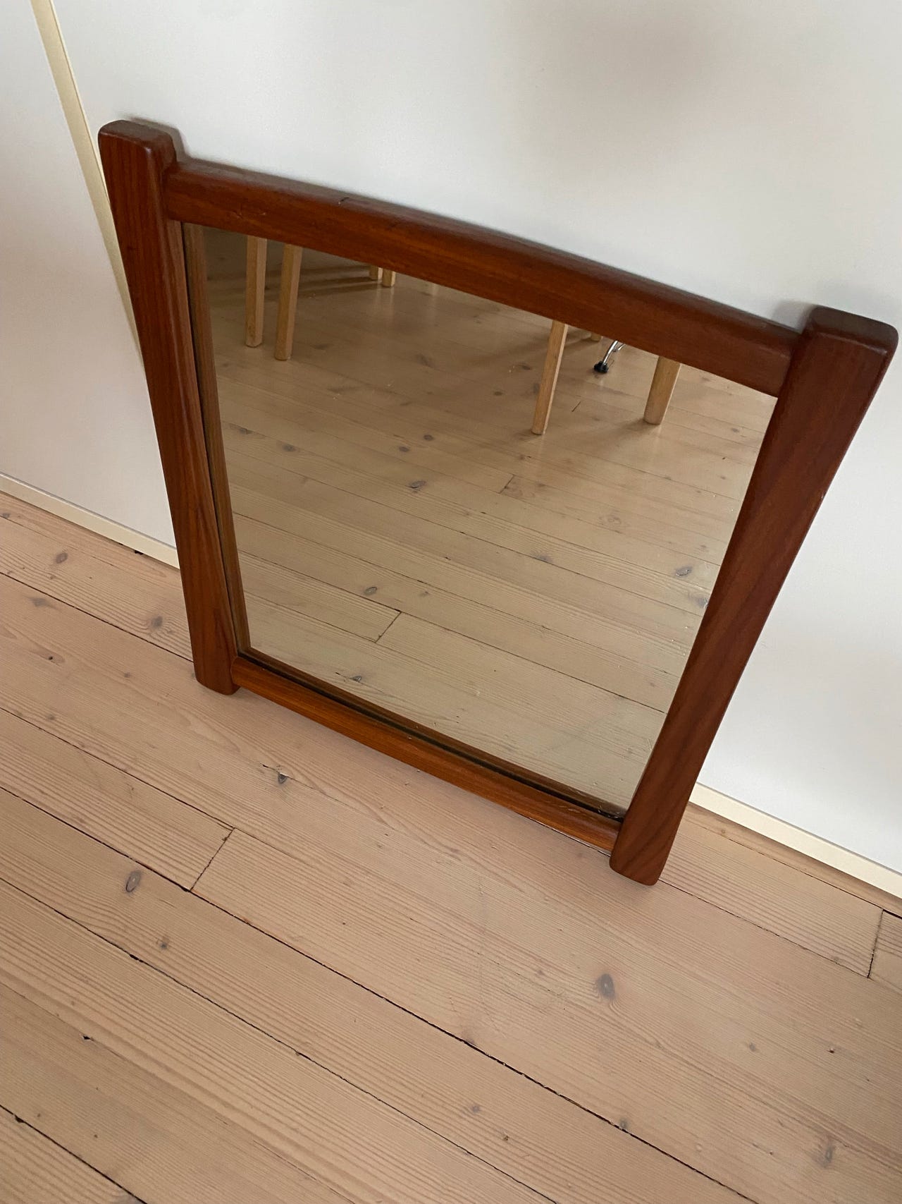 Vintage speil i teak | FINN-torget