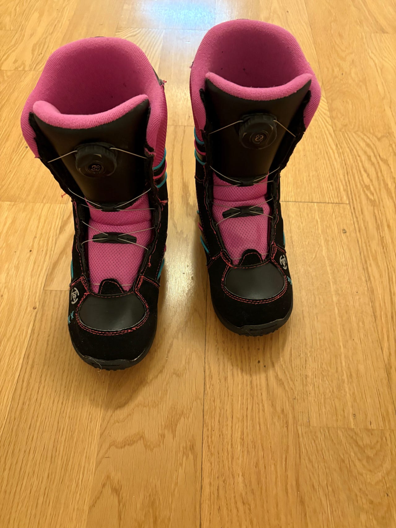 Snowboardsko barn | FINN-torget