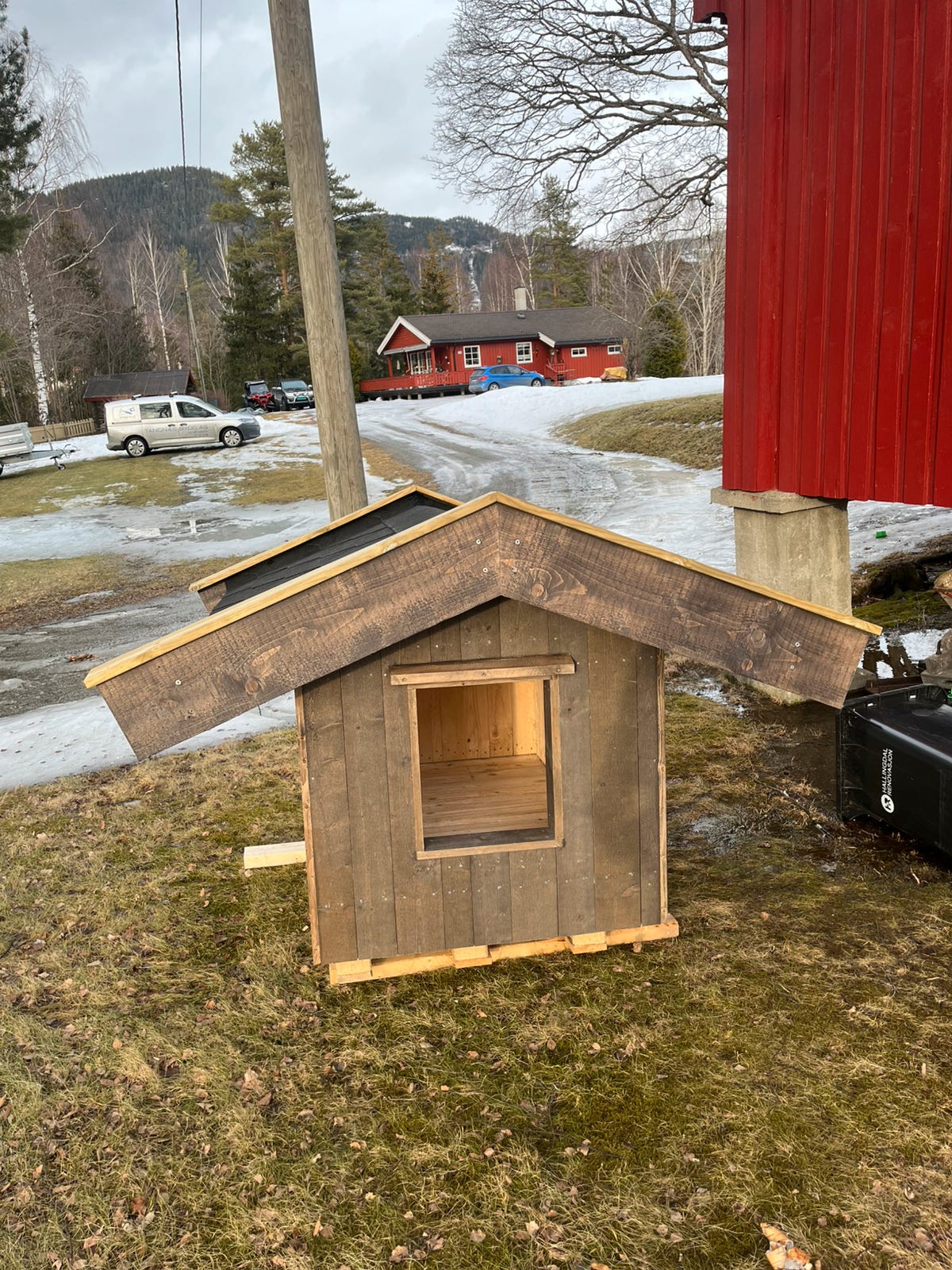 Stort hundehus | FINN-torget