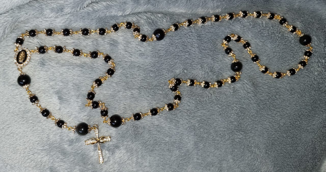 Håndlaget rosenkrans | FINN-torget