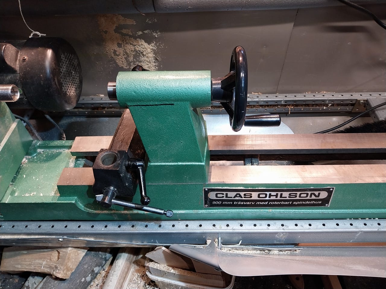 Clas Ohlson dreiebenk, deler og utstyr, chuck | FINN-torget