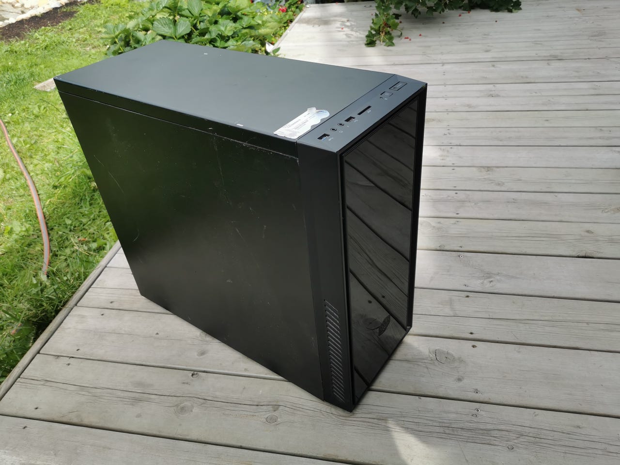 Gaming stasjonær pc, i7 3930k, 30gb ram, 1060gtx, 25pgb ssd | FINN-torget