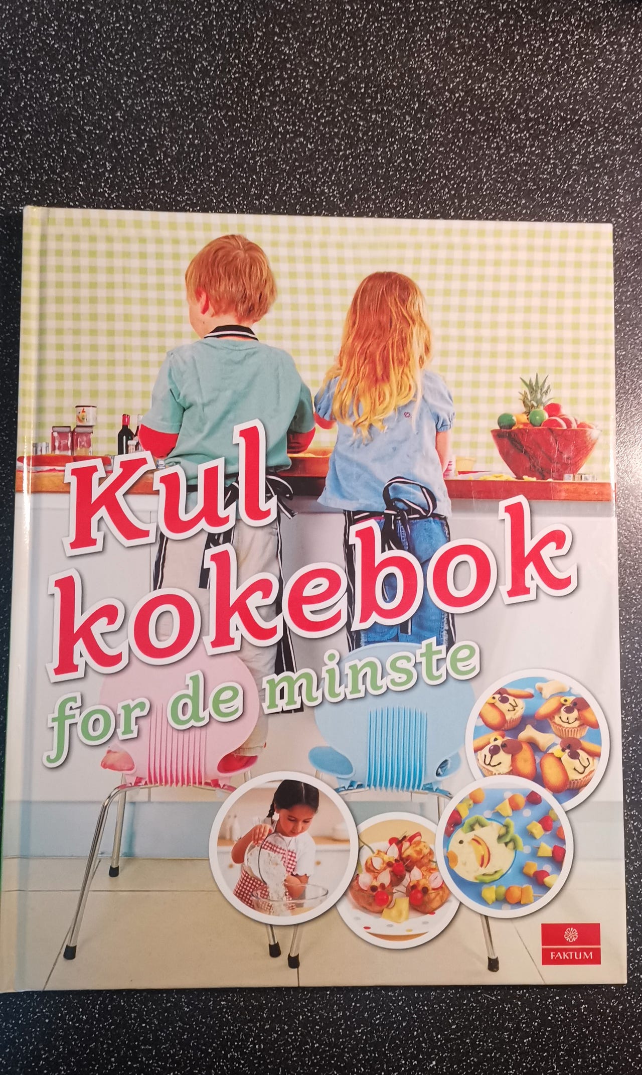 Kul kokebok for de minste. | FINN-torget