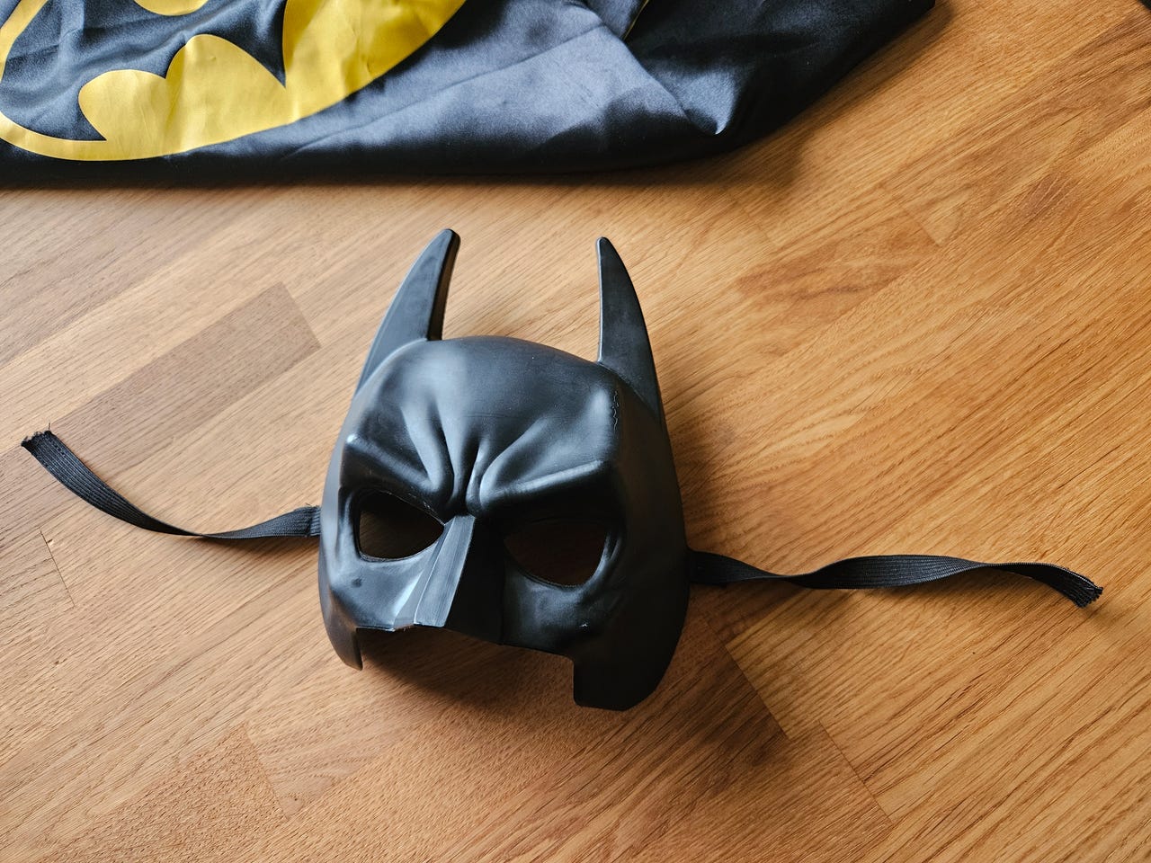 Batman maske og kappe | FINN-torget