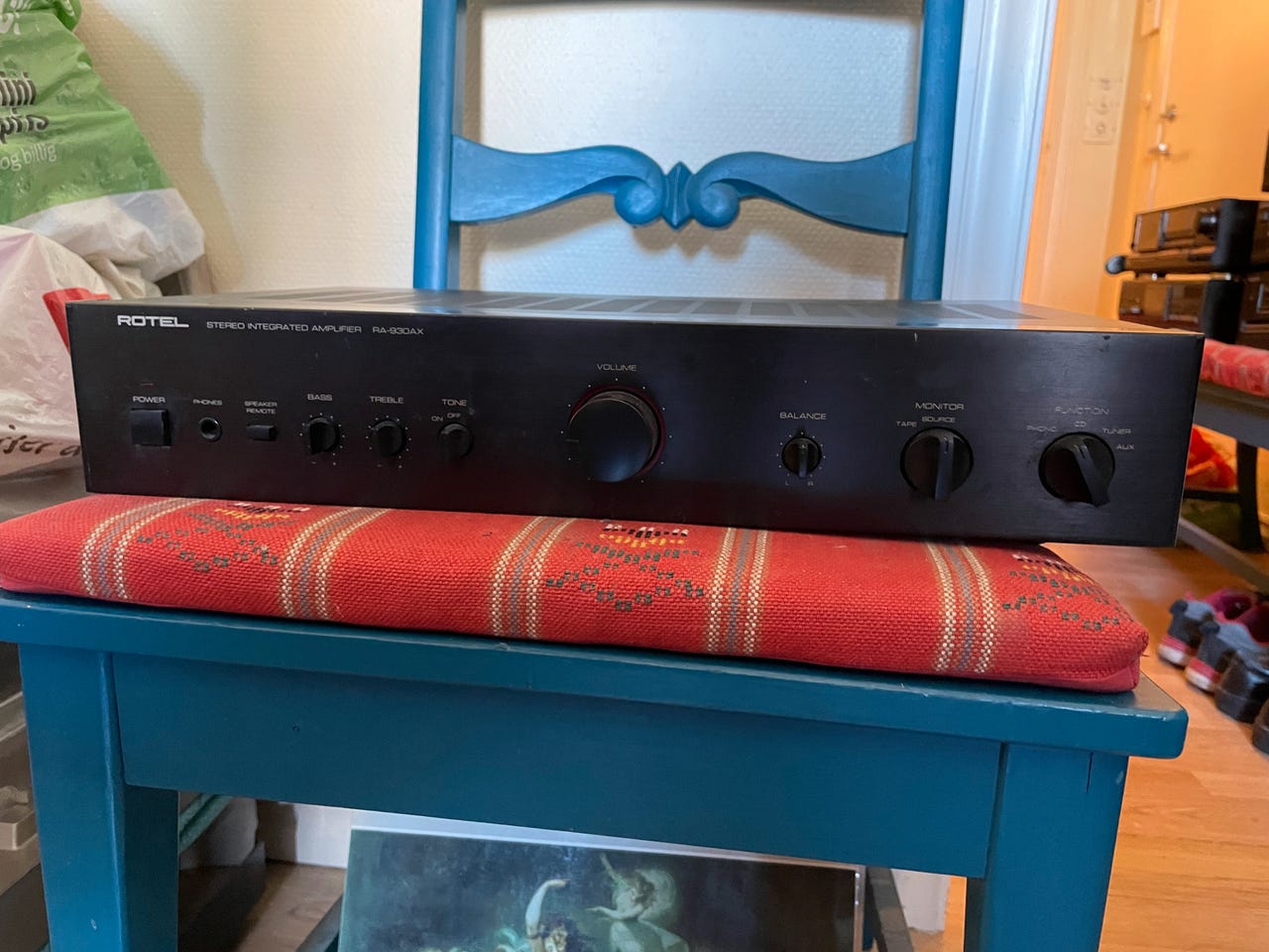 Rotel RA-930 AX integrert forsterker selges. OBS: Frakt kommer i ...