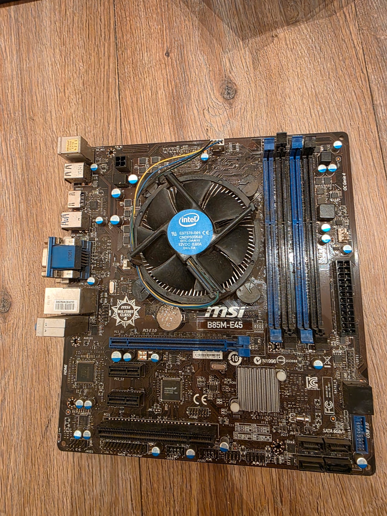 MSI B85M-E45 + Intel Pentium G3258 – Godt budsjettsett, overklokkbar CPU | FINN-torget