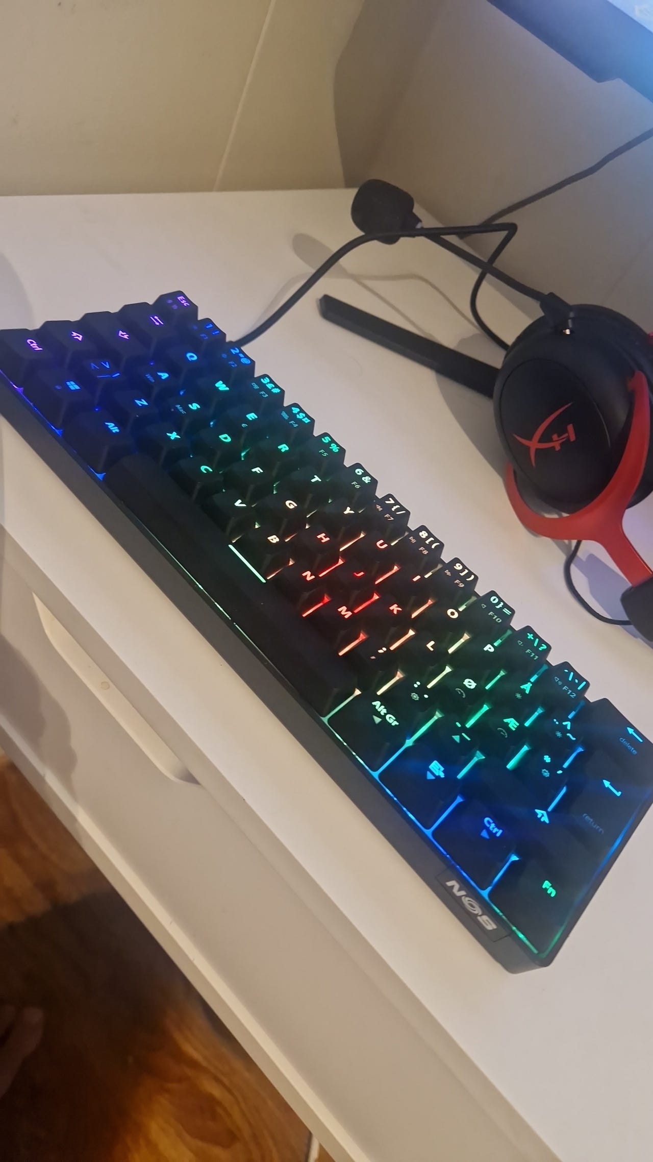 Nos c450 mini keyboard pro RGB tastatur | FINN-torget