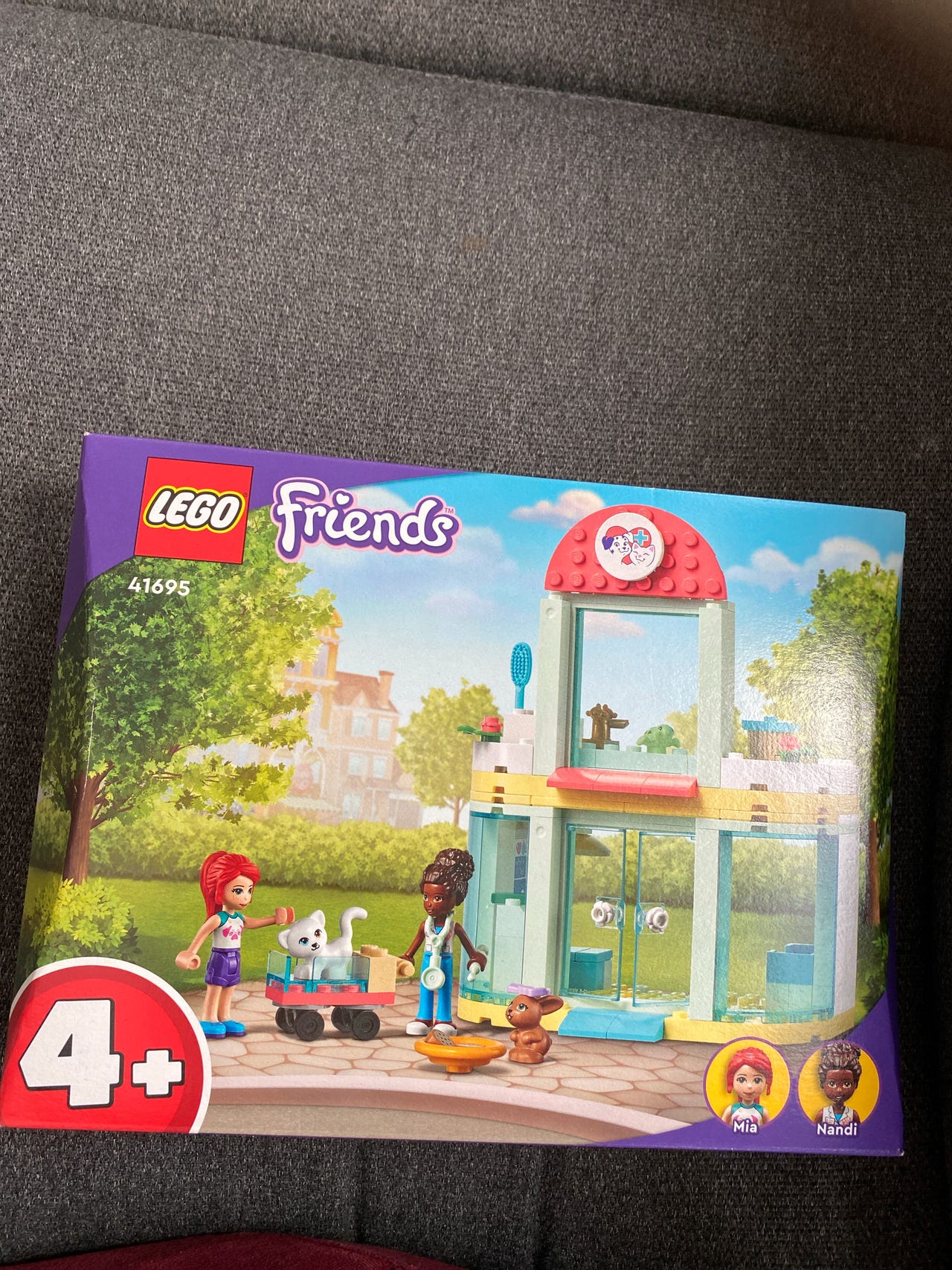 LEGO Friends 41695 Dyreklinikken | FINN-torget