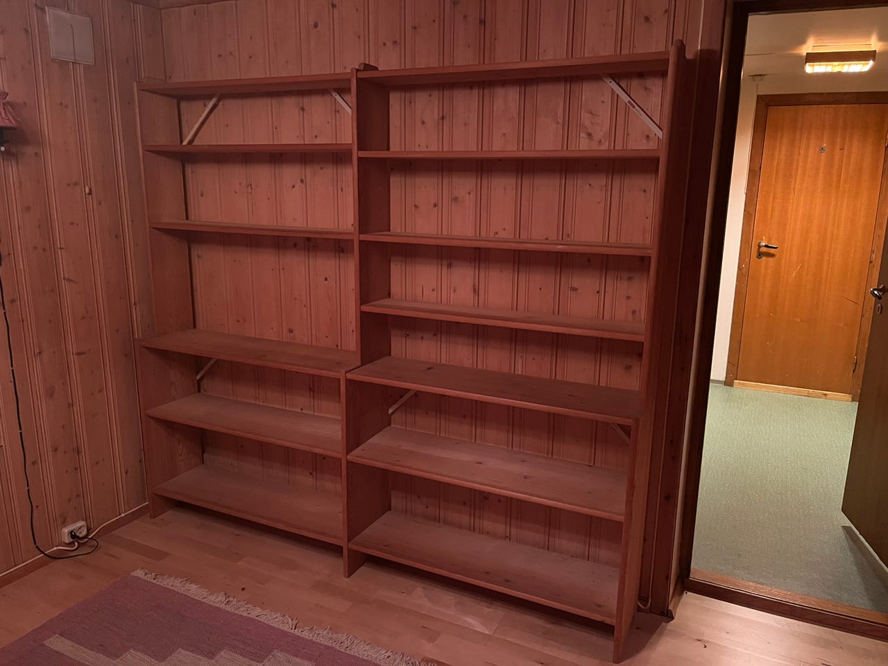 BBB reol | FINN-torget