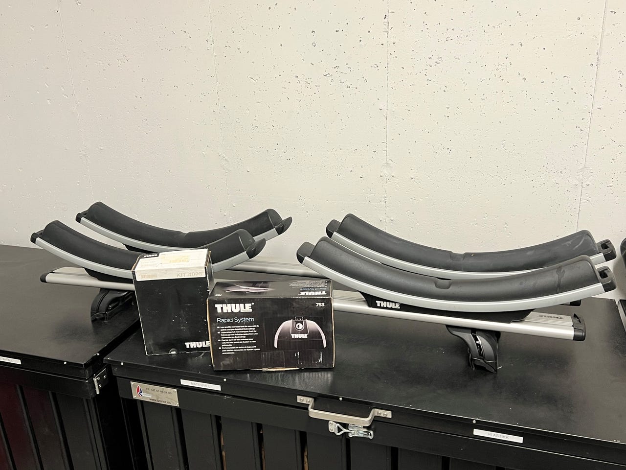 Thule Rapid taksystem 4023 til BMW X3 SUV, BMW X5 SUV og BMW 3-series ...
