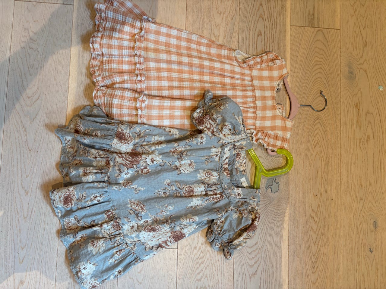 Klespakke 5 kjoler (3 Newbie, 2 andre) | FINN-torget