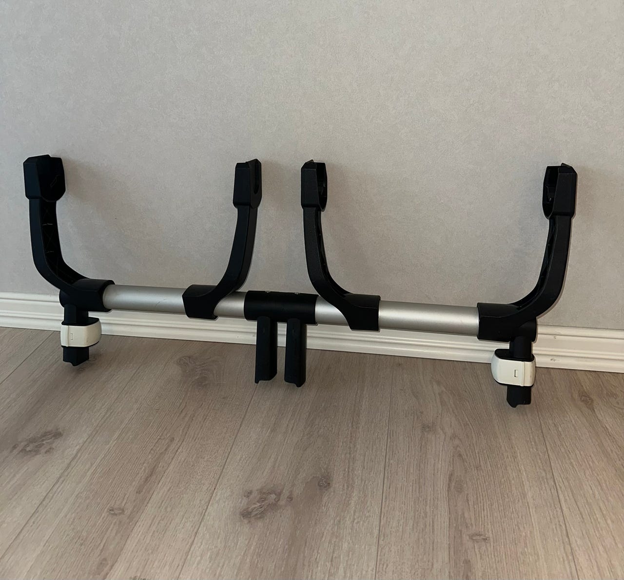 Bugaboo Donkey, tvilling adapter | FINN-torget