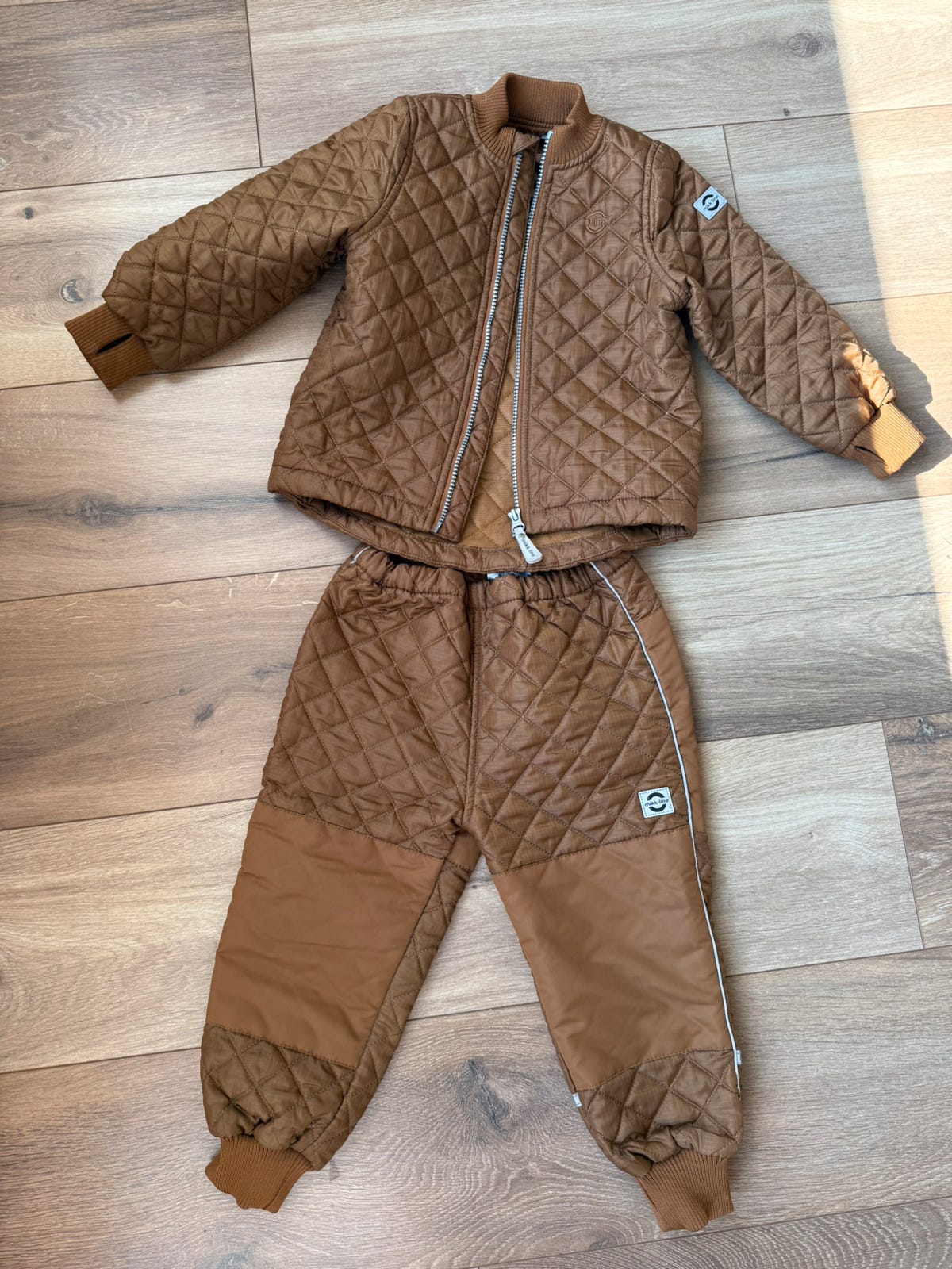 Mikk- Line termosett | FINN-torget