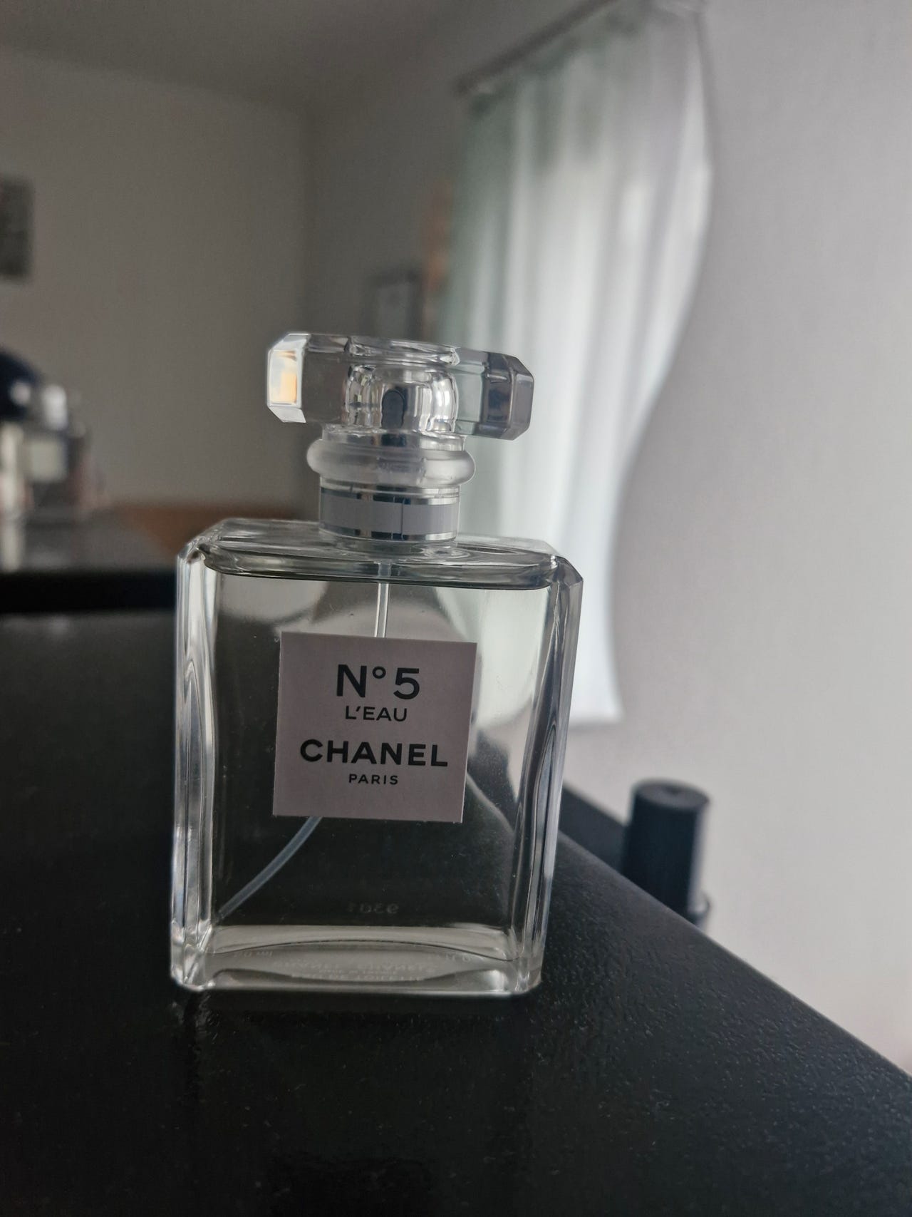 Chanel No.5 L'eau edt 50ml | FINN-torget