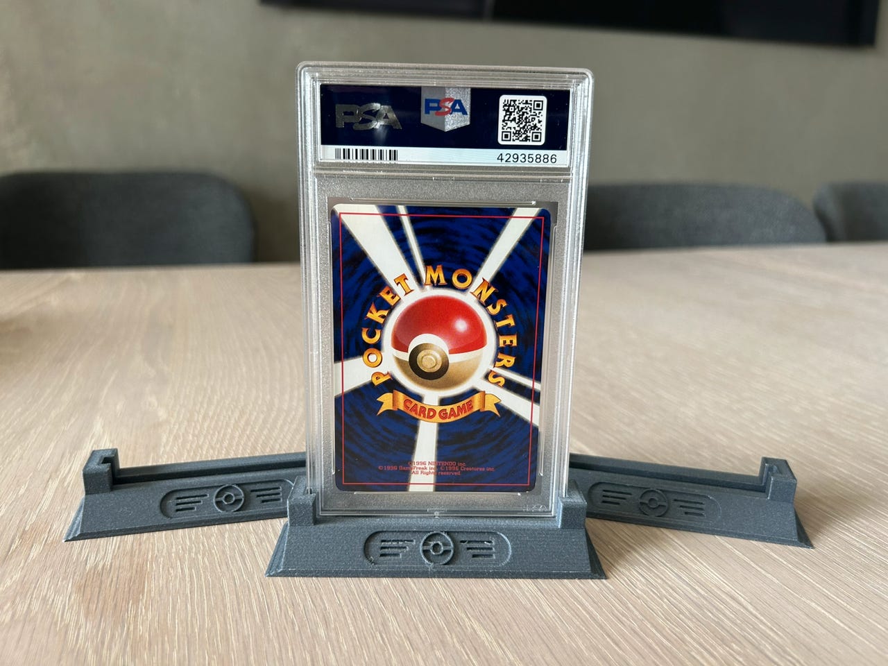 Pokemon: Stand til PSA-kort - 3D Print | FINN-torget