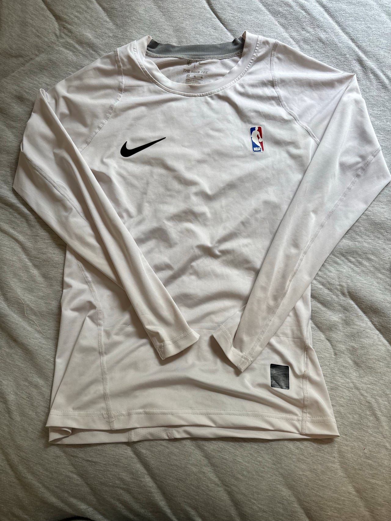 NBA/NIKE COMPRESSION SHIRT | FINN-torget