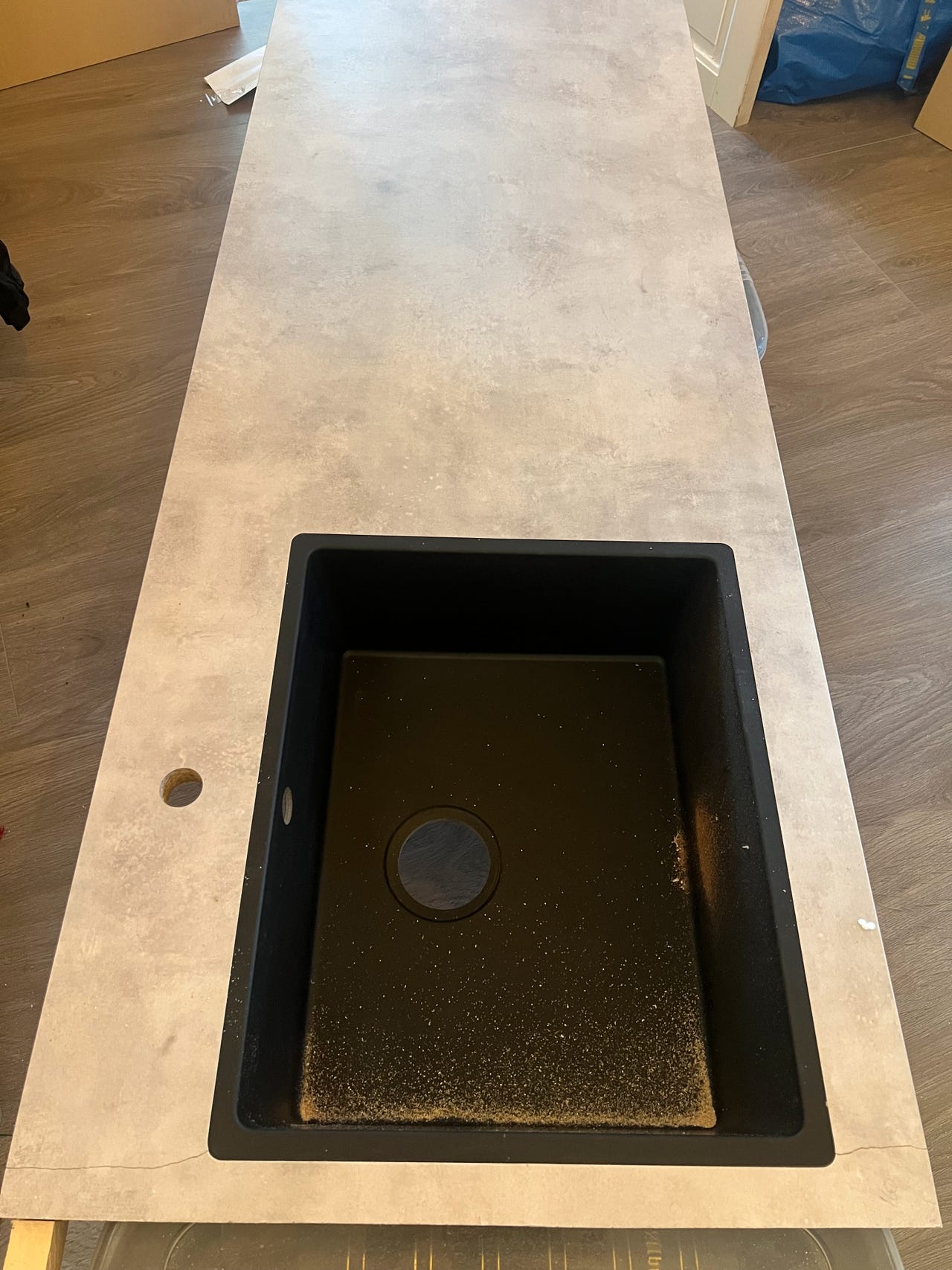 Benkeplate med underlimt vask | FINN-torget