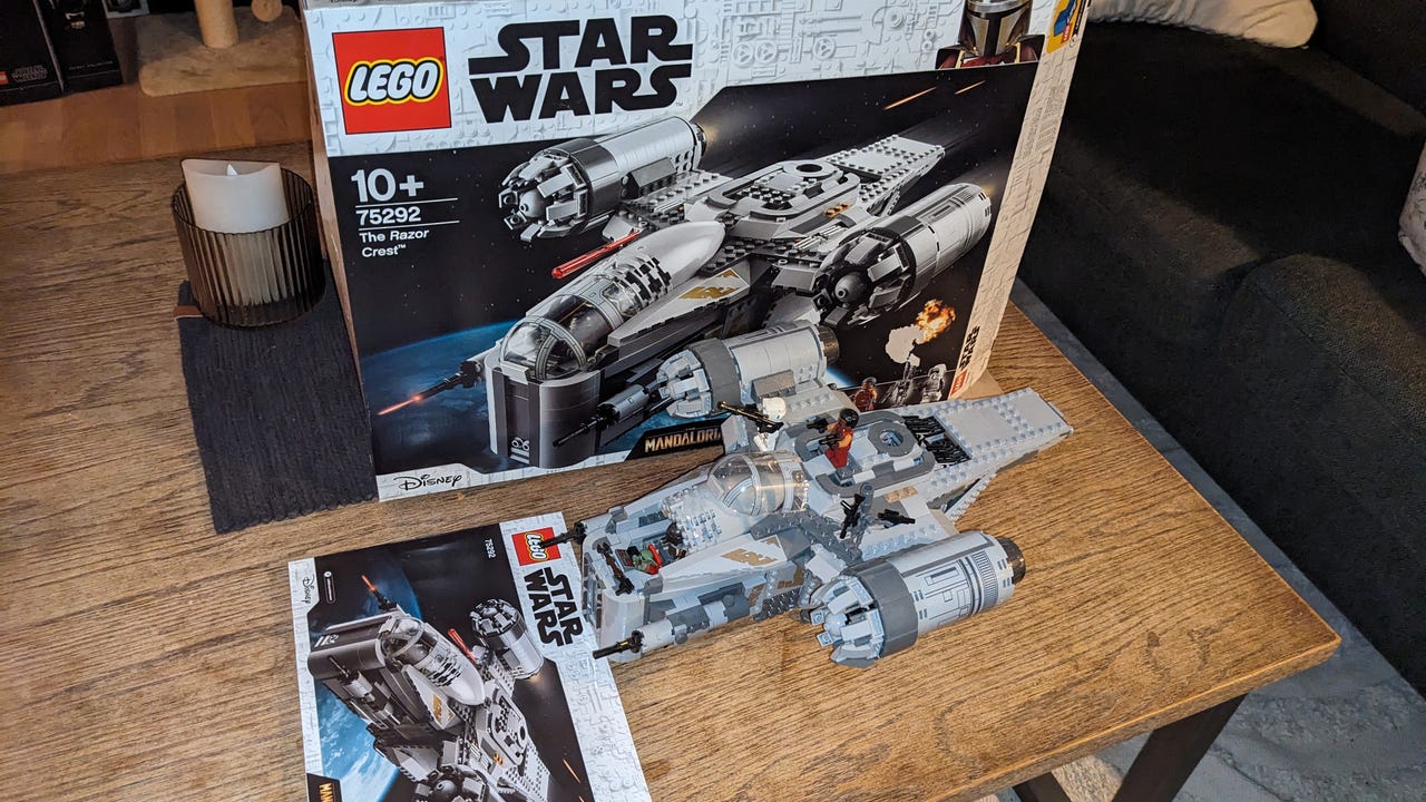 Lego 75292 Starwars Mandalorian Razor Crest med alt | FINN-torget