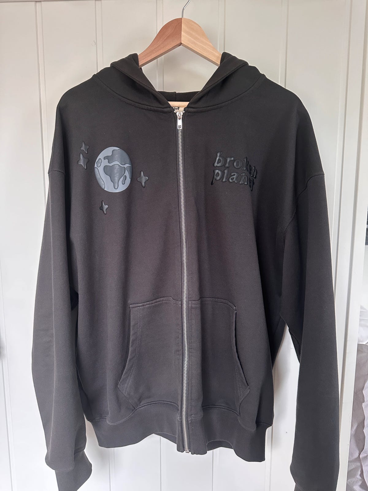 Broken Planet Market Spider zip genser | FINN-torget