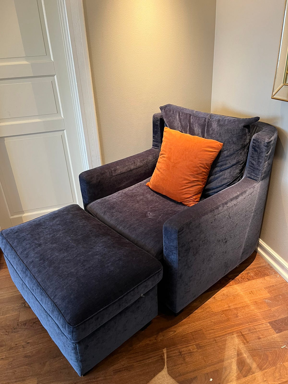 Lenestoler med puffer | FINN-torget