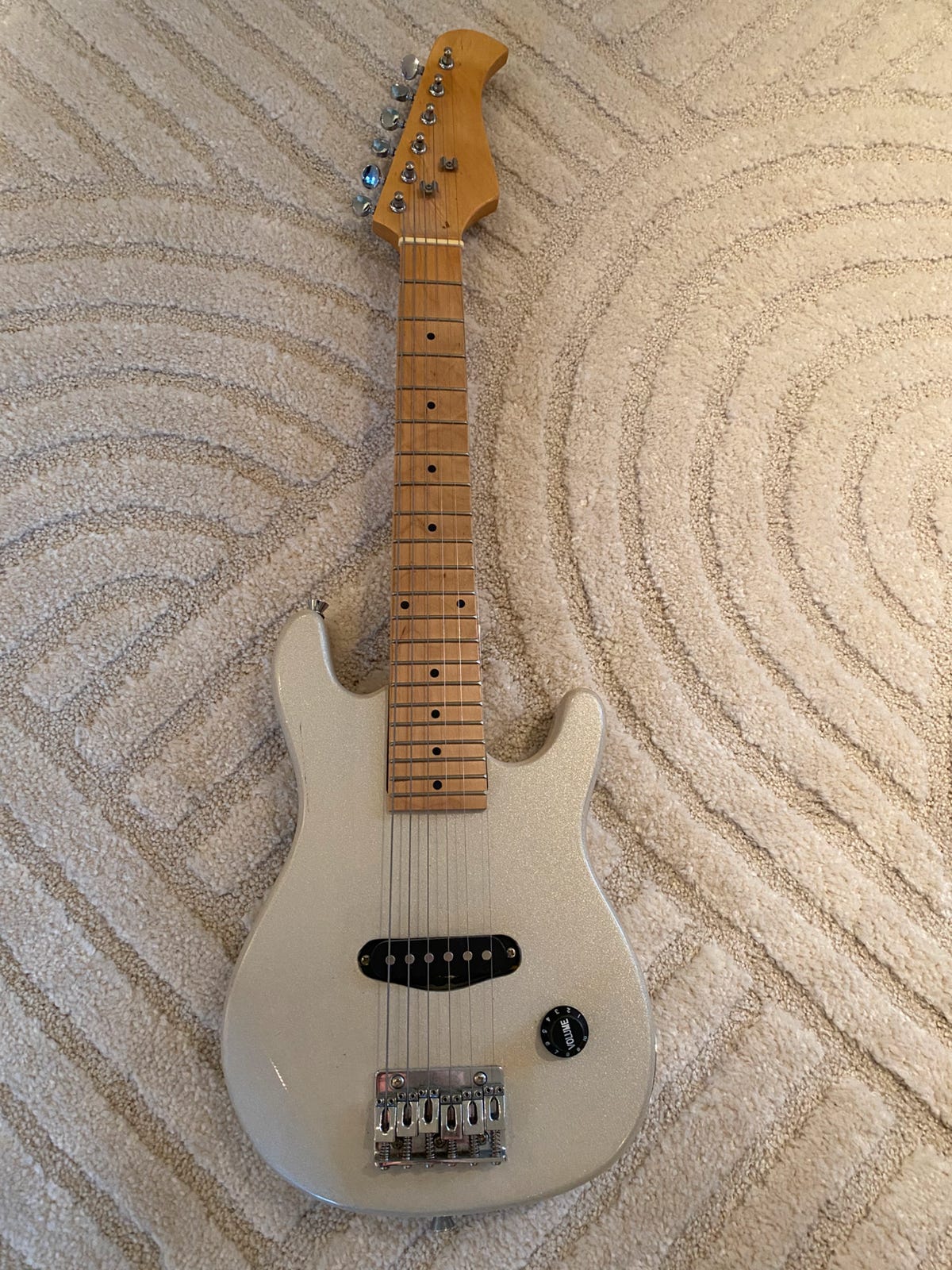 El gitar til barn RESERVERT | FINN-torget