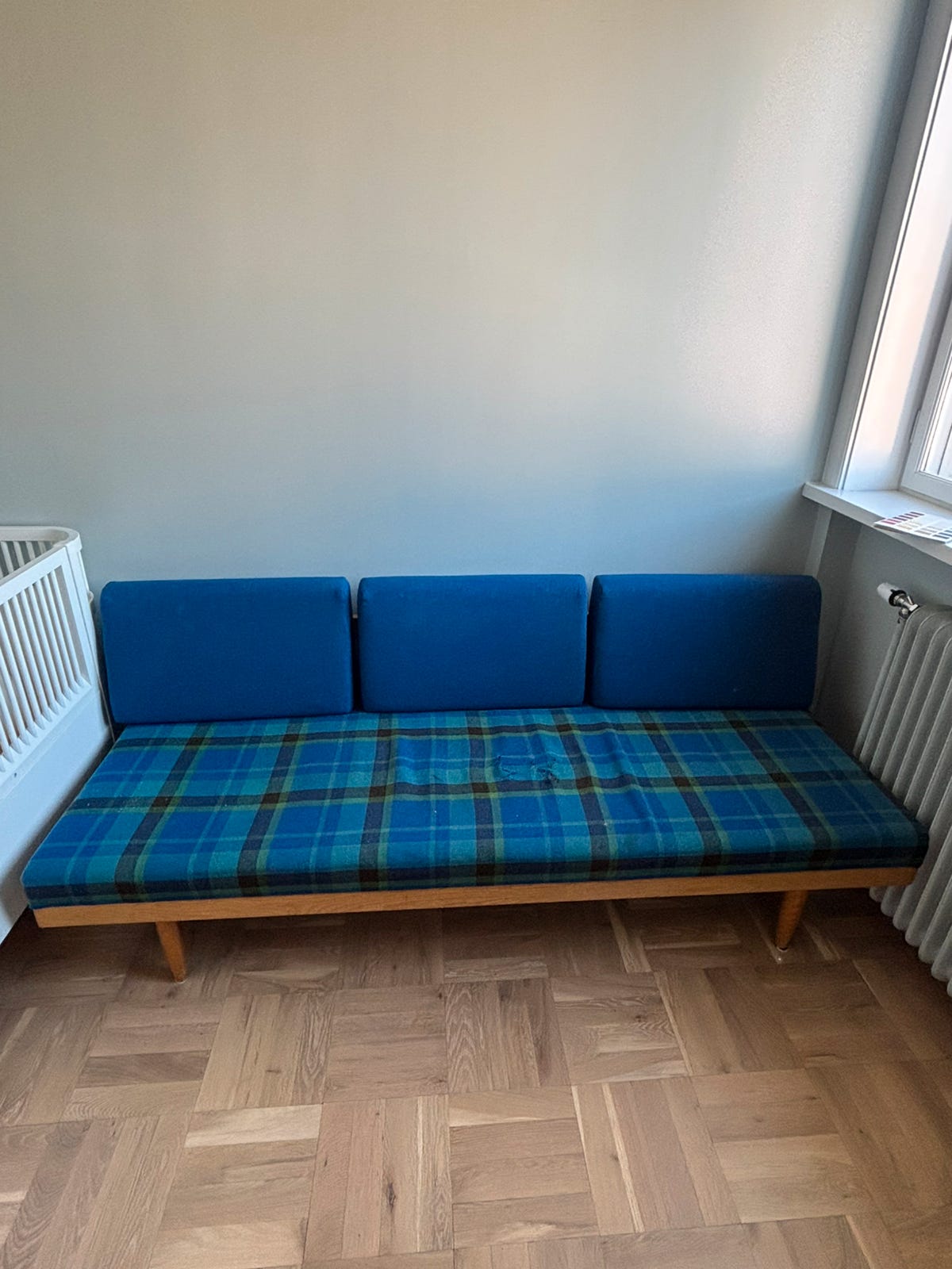 Svane Ekornes daybed av Ingmar Relling og Halvor Vik (eik) | FINN-torget