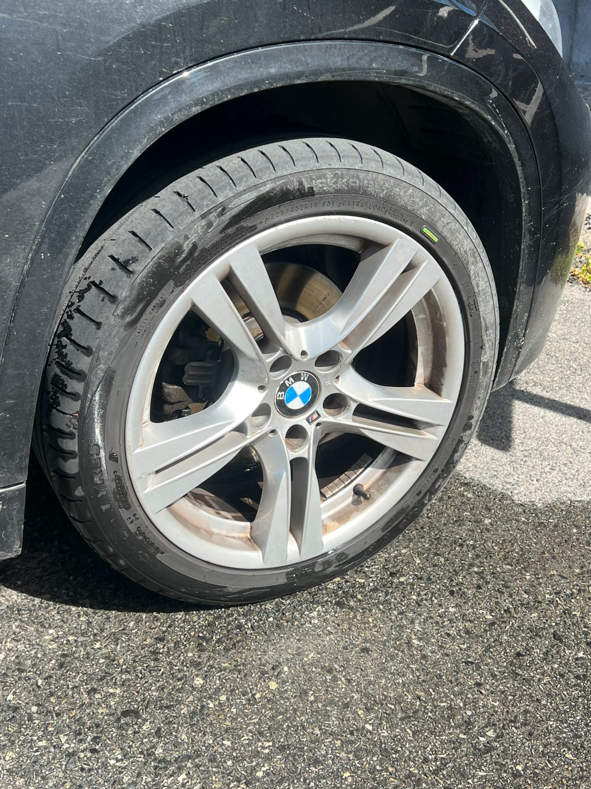 Original bmw Style 168 , 8,5 å 10 toms felger med sommer dekk | FINN-torget